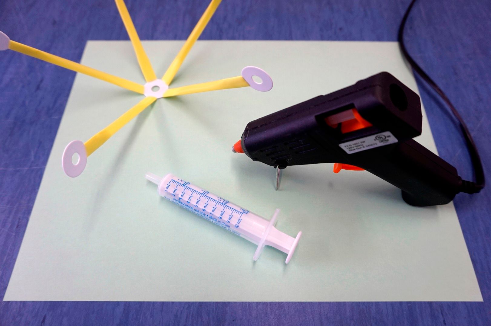 Strawbees Hydraulic Flower : 5 Steps (with Pictures) - Instructables