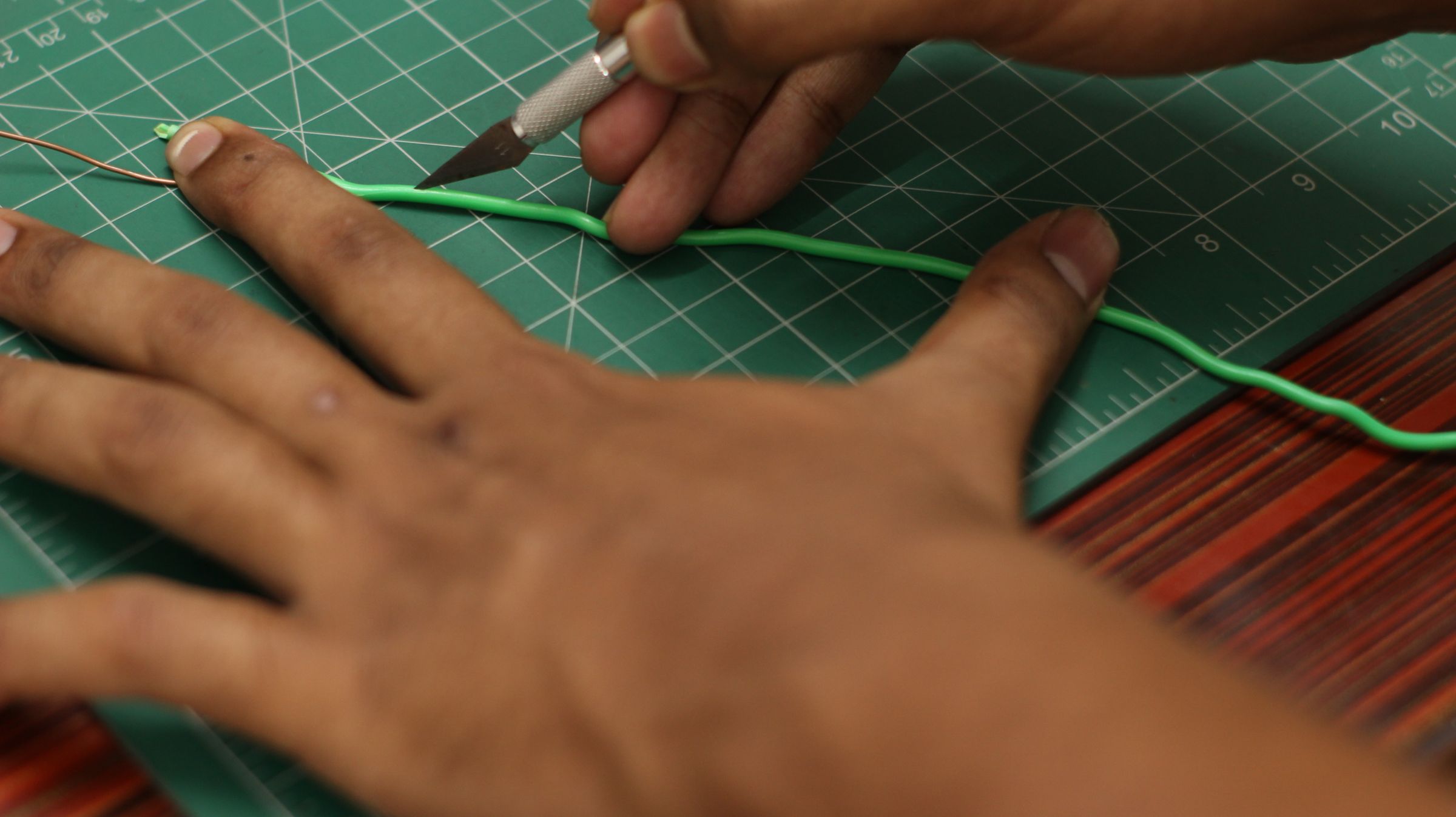 Pocket Sized Wire Loop Game : 7 Steps (with Pictures) - Instructables