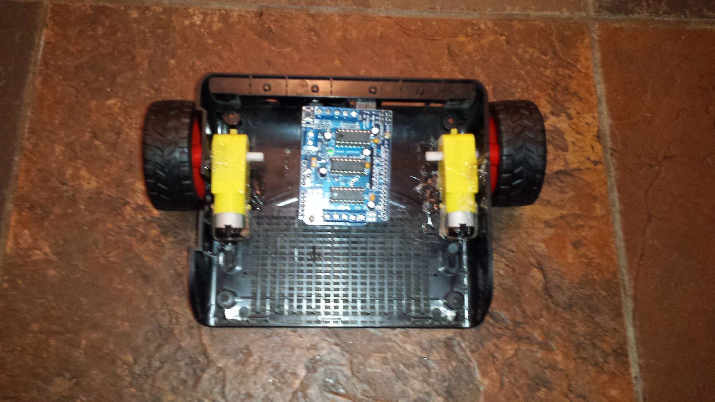 Easy Bluetooth Sumobot : 4 Steps - Instructables