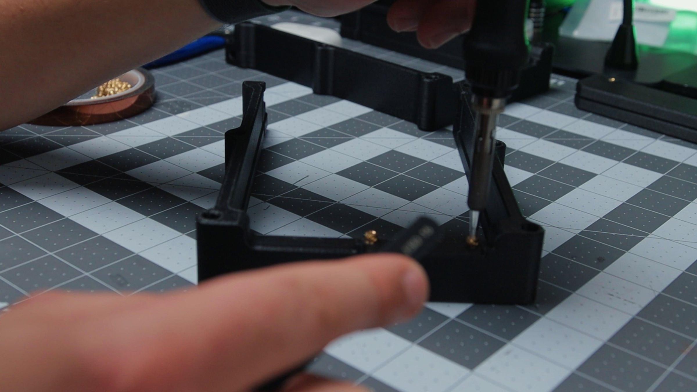 3D Printed Home Server – 6 Bay ZimaBoard NAS : 6 Steps (with Pictures ...