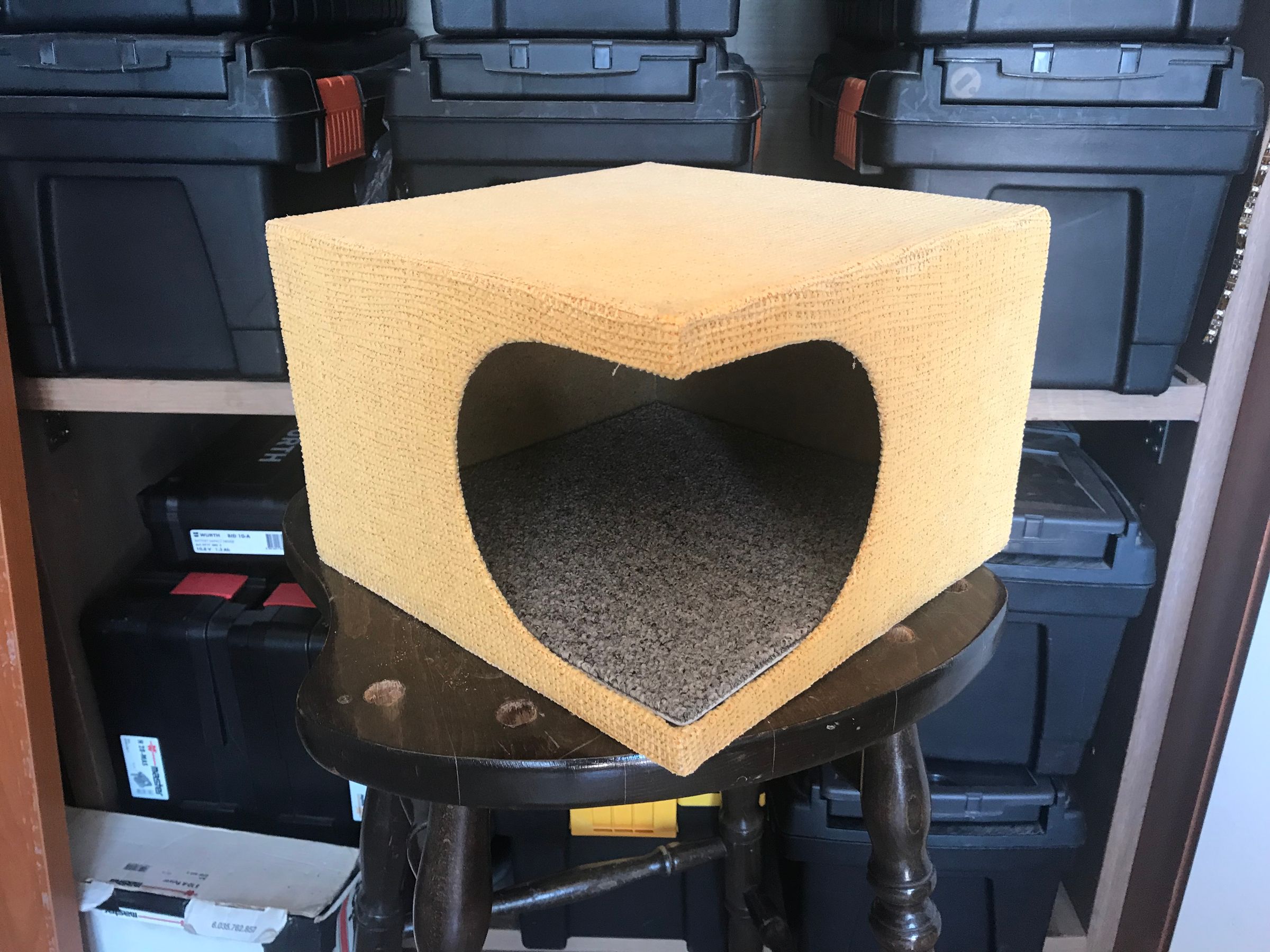 Cats' Corner : 10 Steps - Instructables