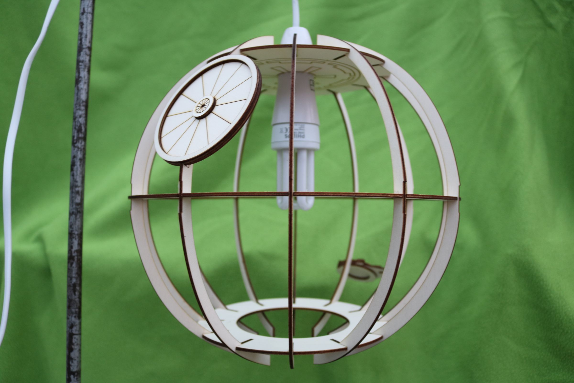 Build Your Own Death Star Shade : 11 Steps (with Pictures) - Instructables