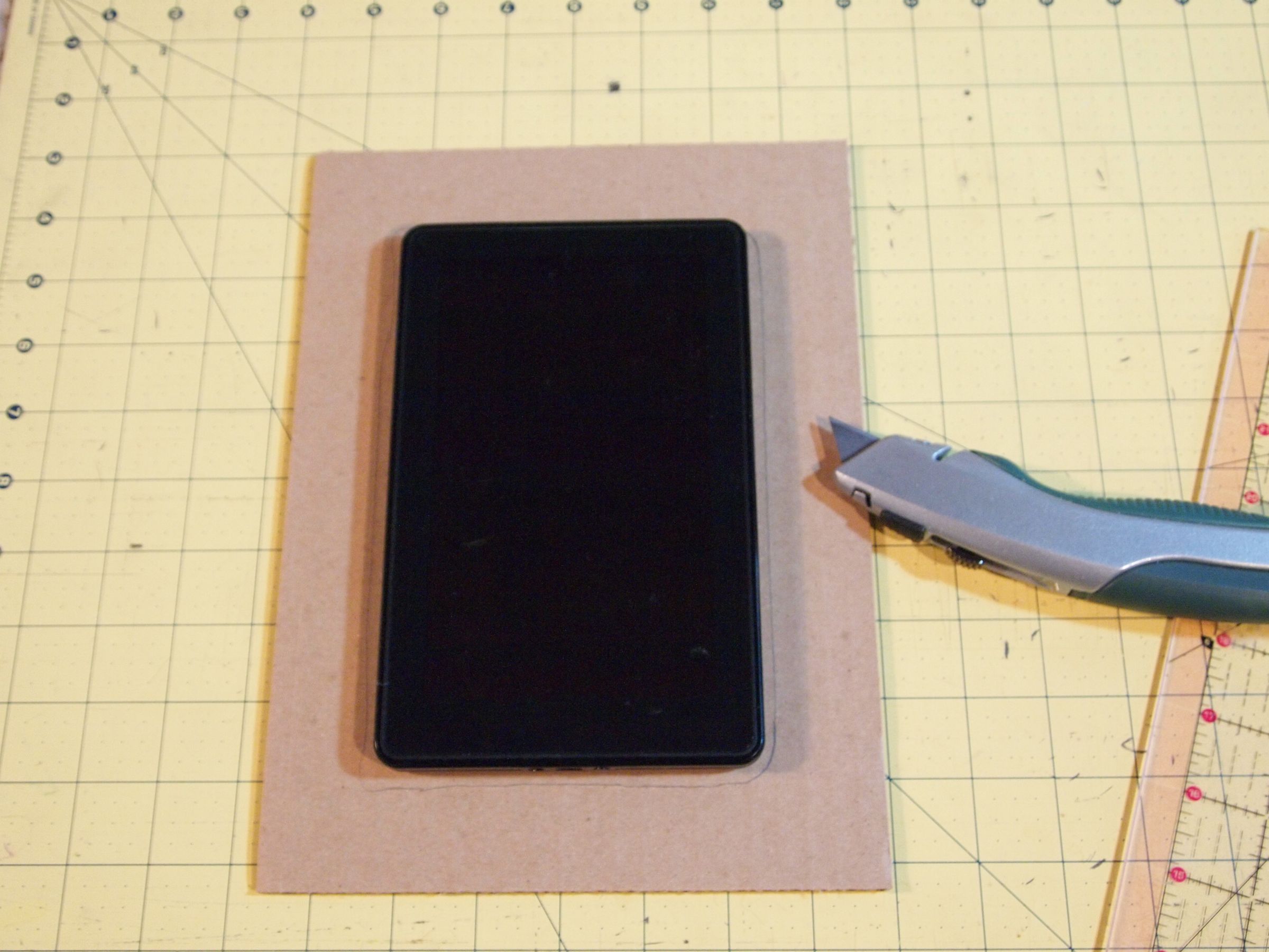 Cardboard Tablet Case With Handle : 5 Steps (with Pictures) - Instructables