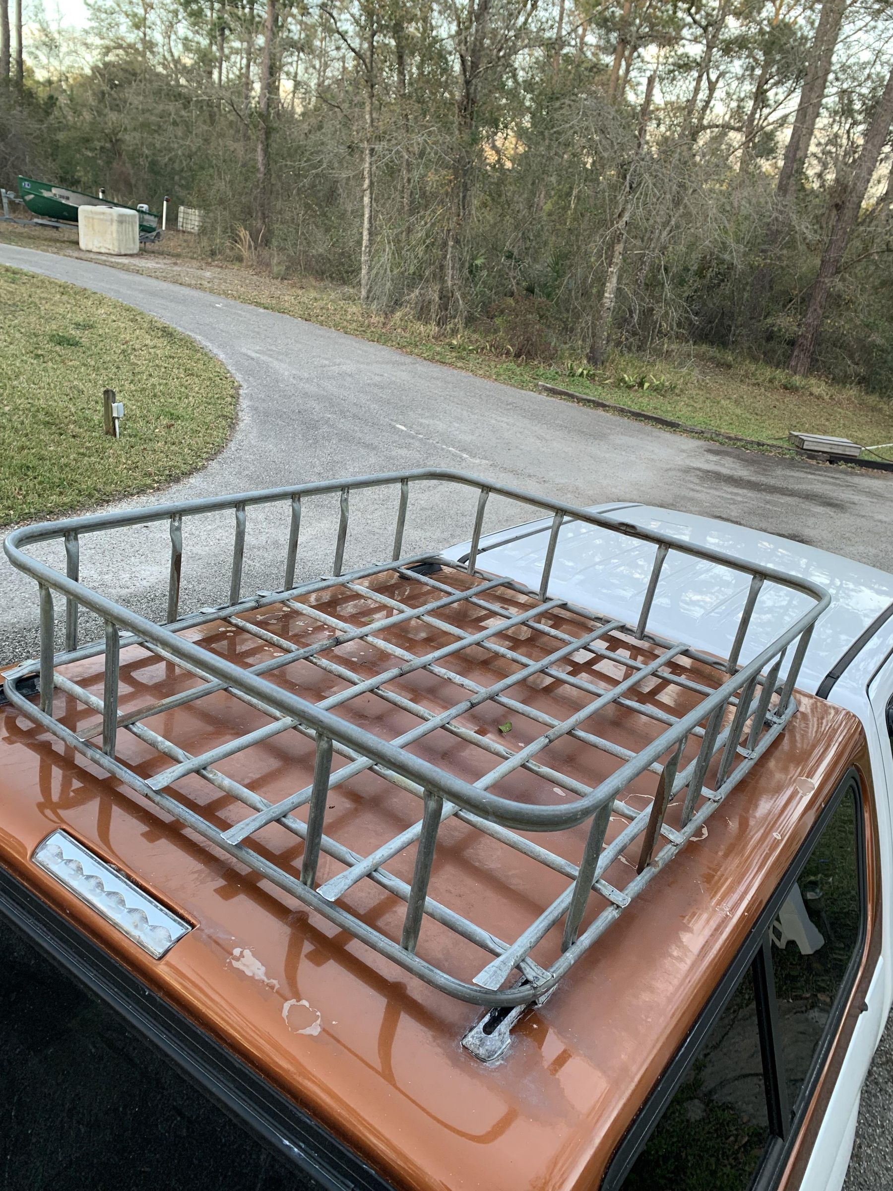 IBC Tote Roof Rack/Cargo Carrier DIY : 7 Steps (with Pictures ...