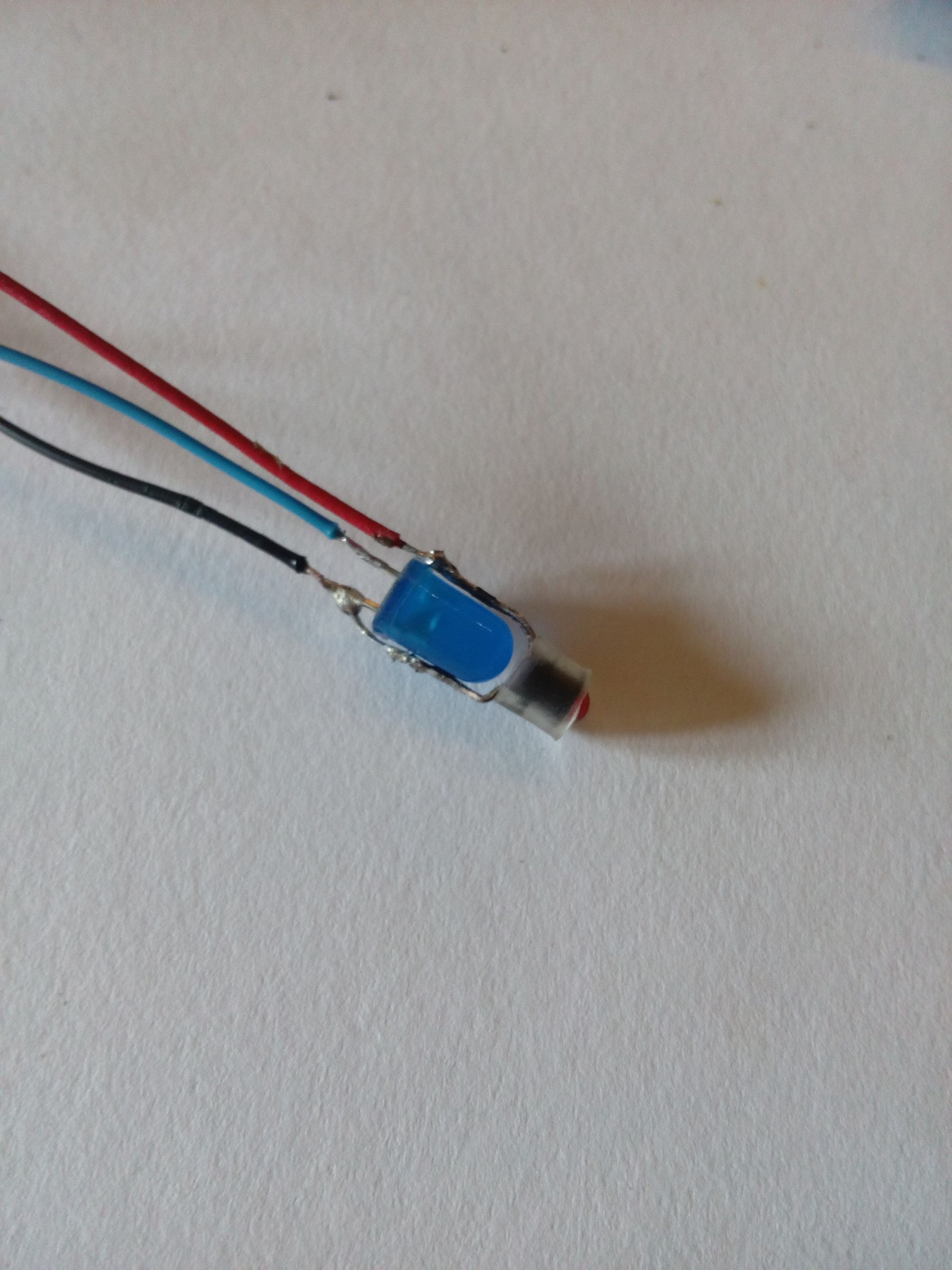 Bi-color 5mm Led Ring (DIY) : 4 Steps (with Pictures) - Instructables