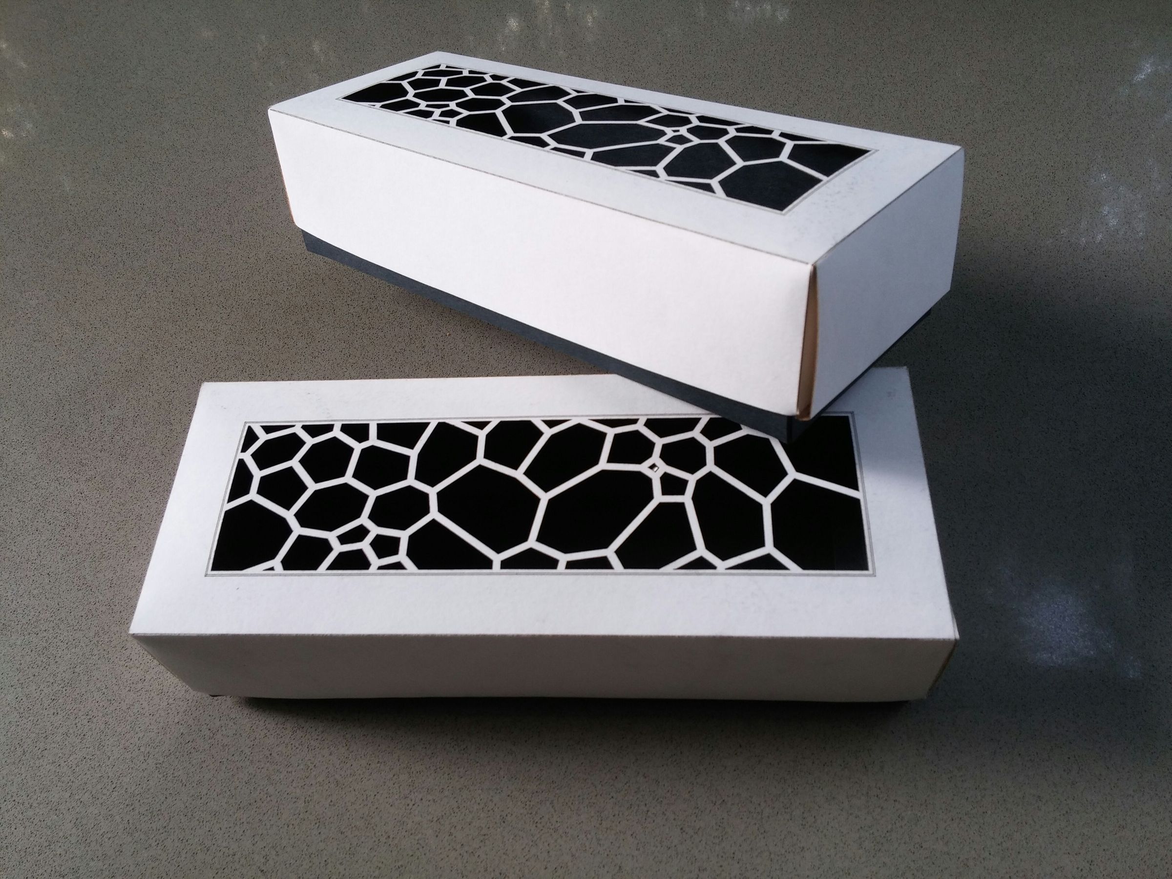 Laser-cut Cardboard Gift Box With Template : 4 Steps (with Pictures ...