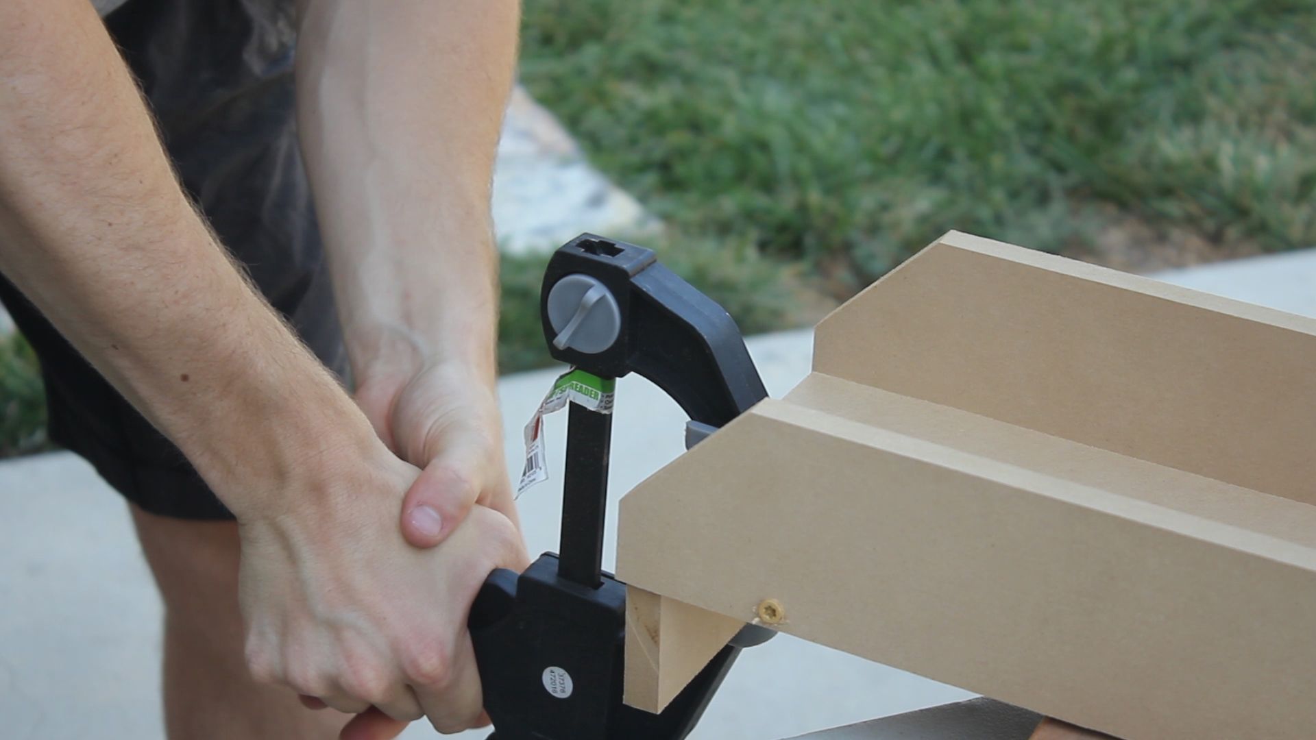 How to Make a $20 Router Sled : 13 Steps (with Pictures) - Instructables