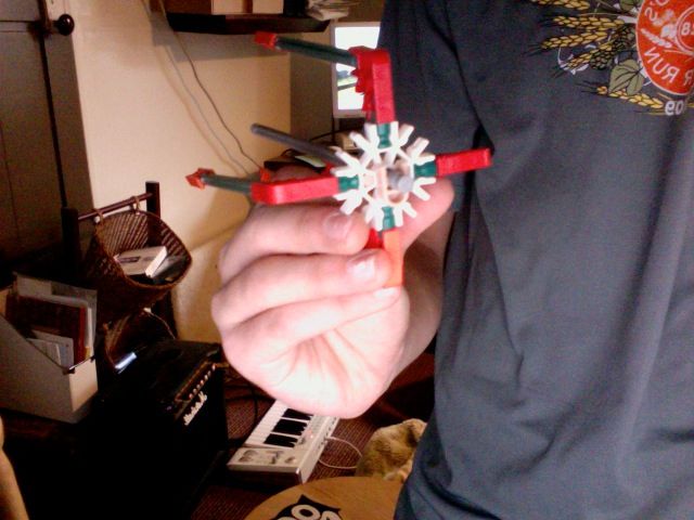 Easy But Powerful Knex Grenade! : 4 Steps - Instructables