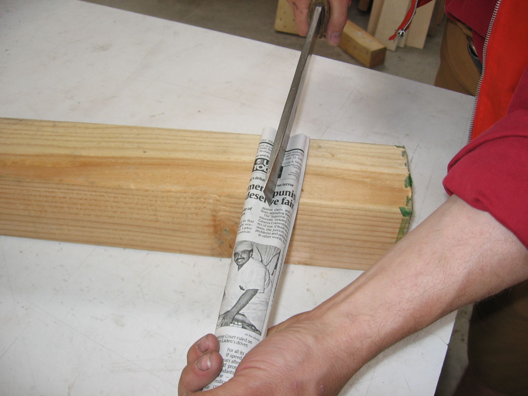 Newspaper Trick : 4 Steps - Instructables