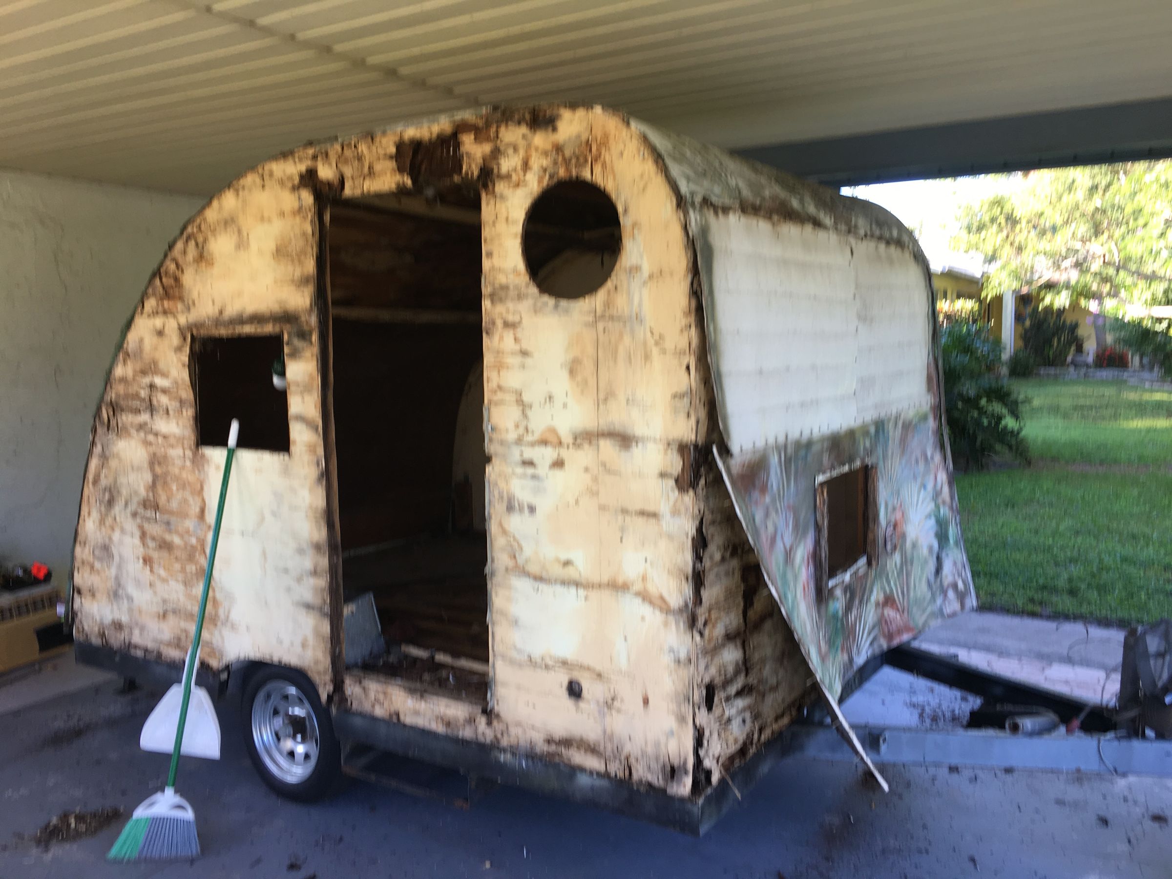 Make Your Own Tiny Camper From Scratch : 10 Steps (with Pictures ...