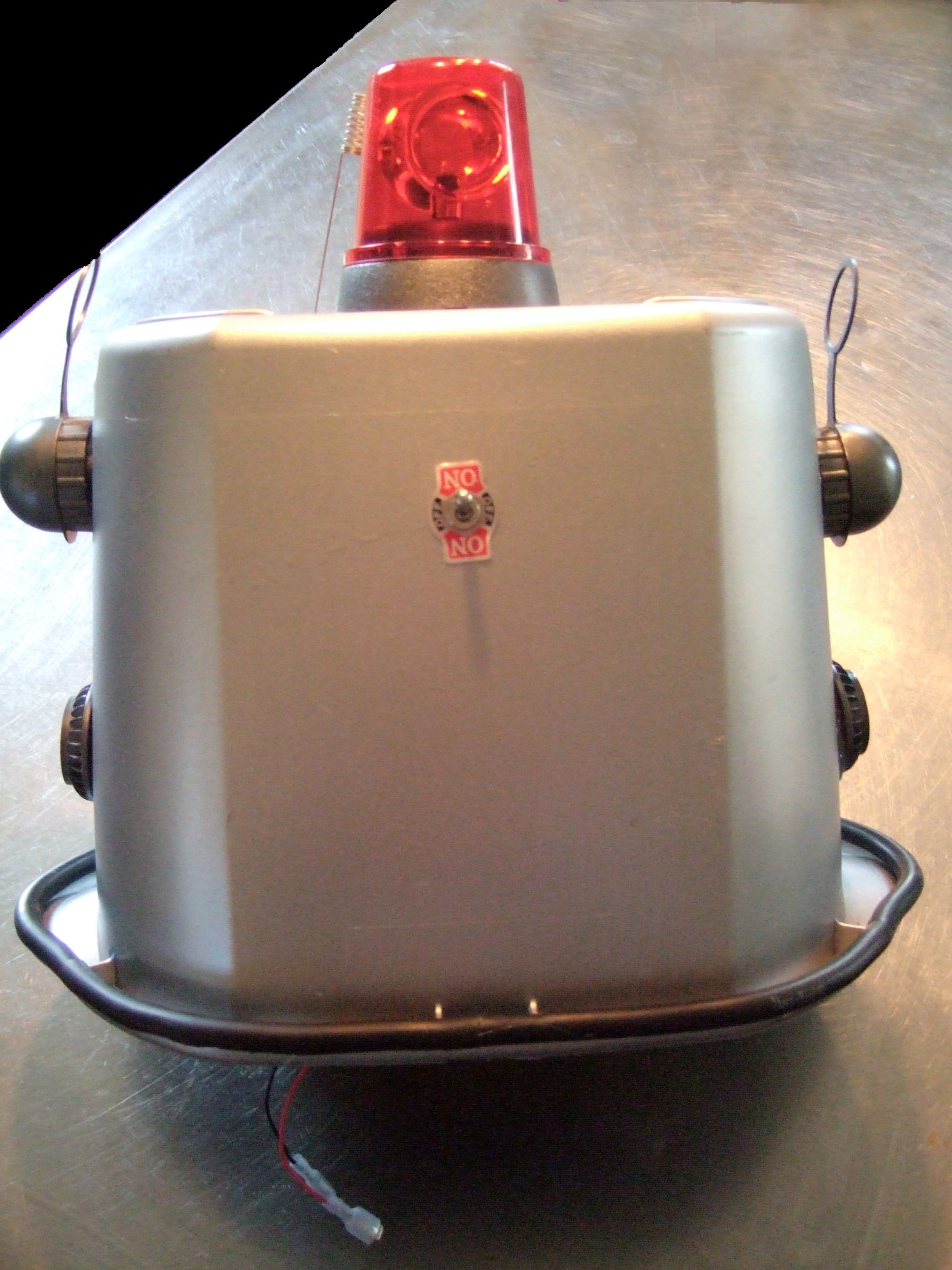 Malfunctioning Robot (with Pictures) - Instructables