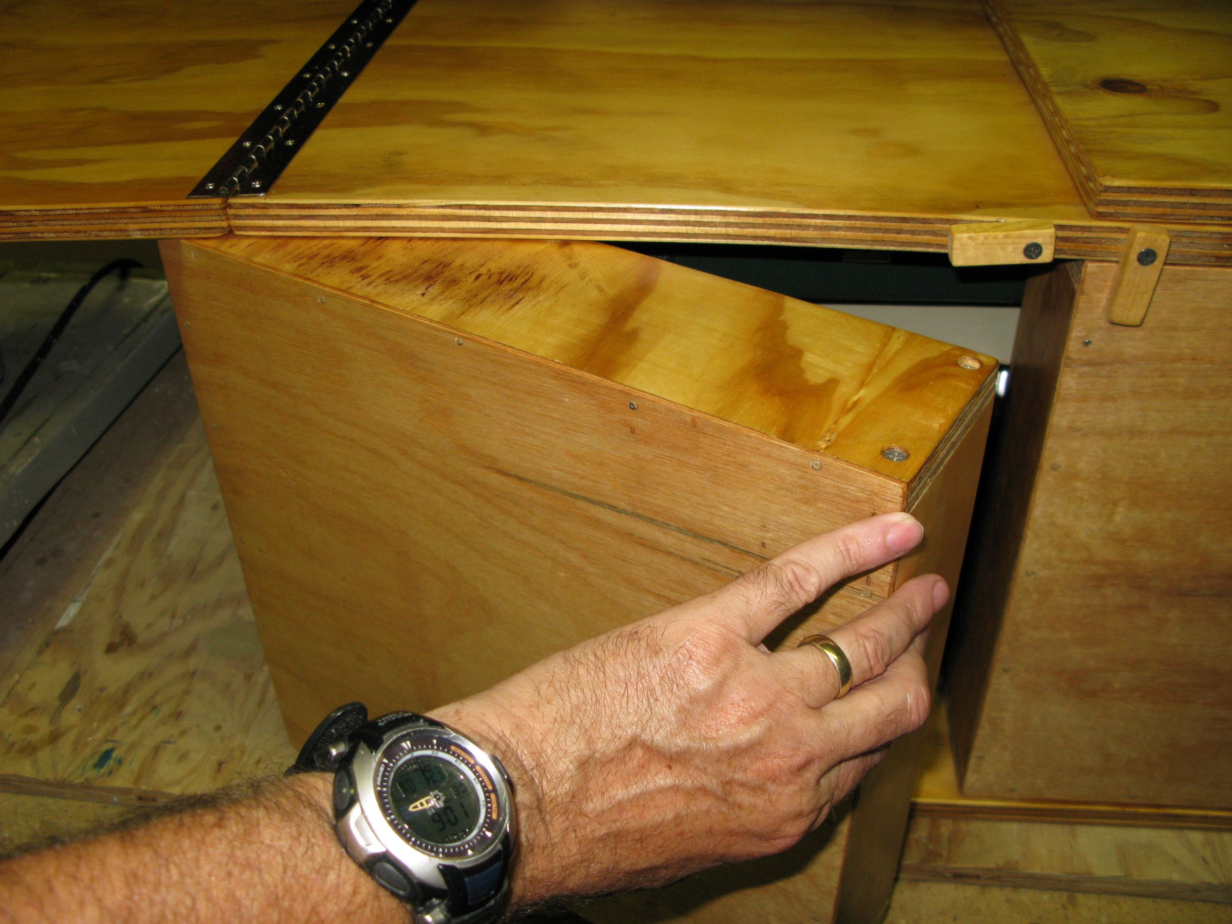 Chuck Box - Camp Kitchen : 6 Steps (with Pictures) - Instructables