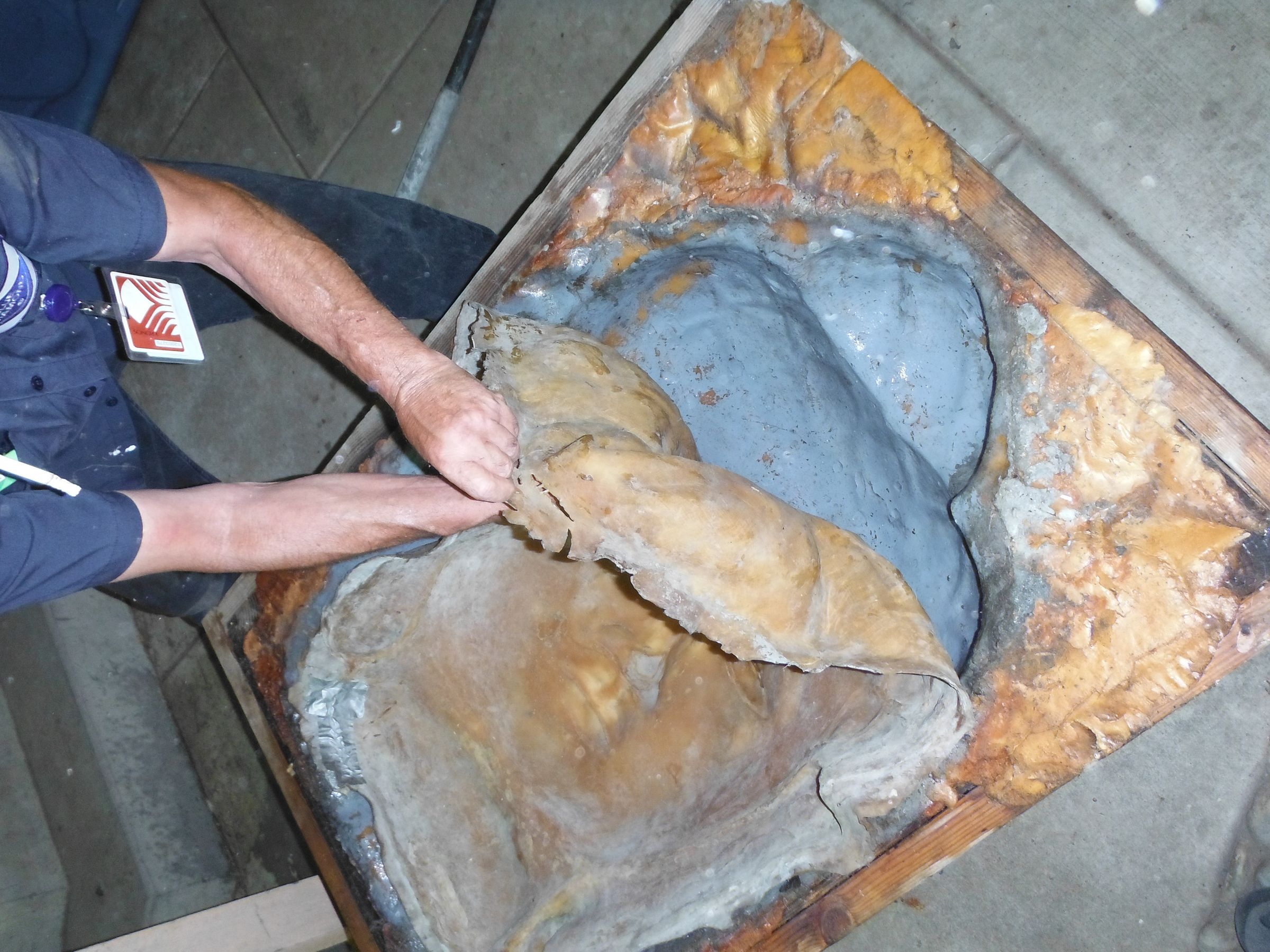 Giant Concrete Buddha Head Garden Sculpture : 16 Steps (with Pictures ...