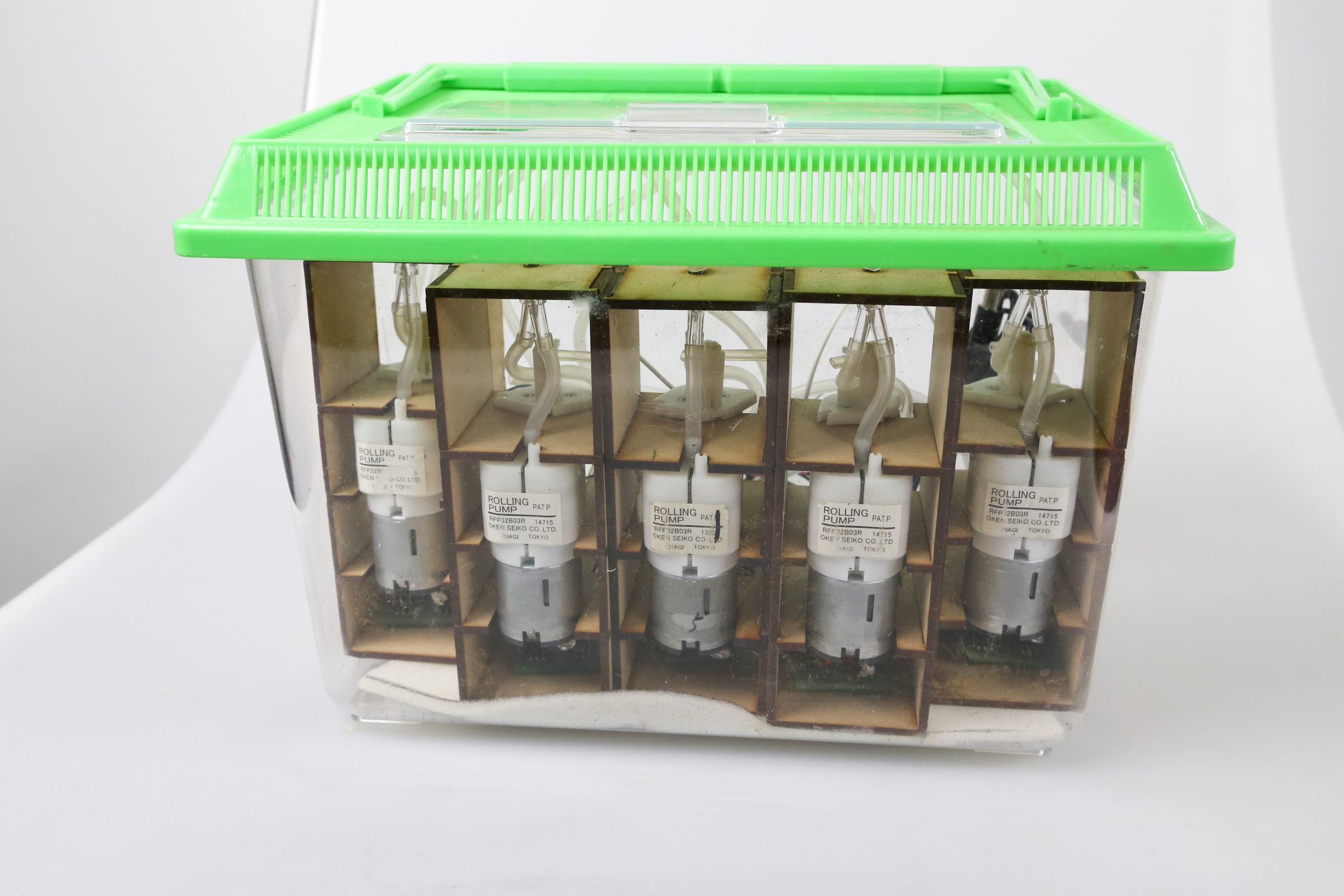 Walking / Crawling Soft Robot : 8 Steps (with Pictures) - Instructables