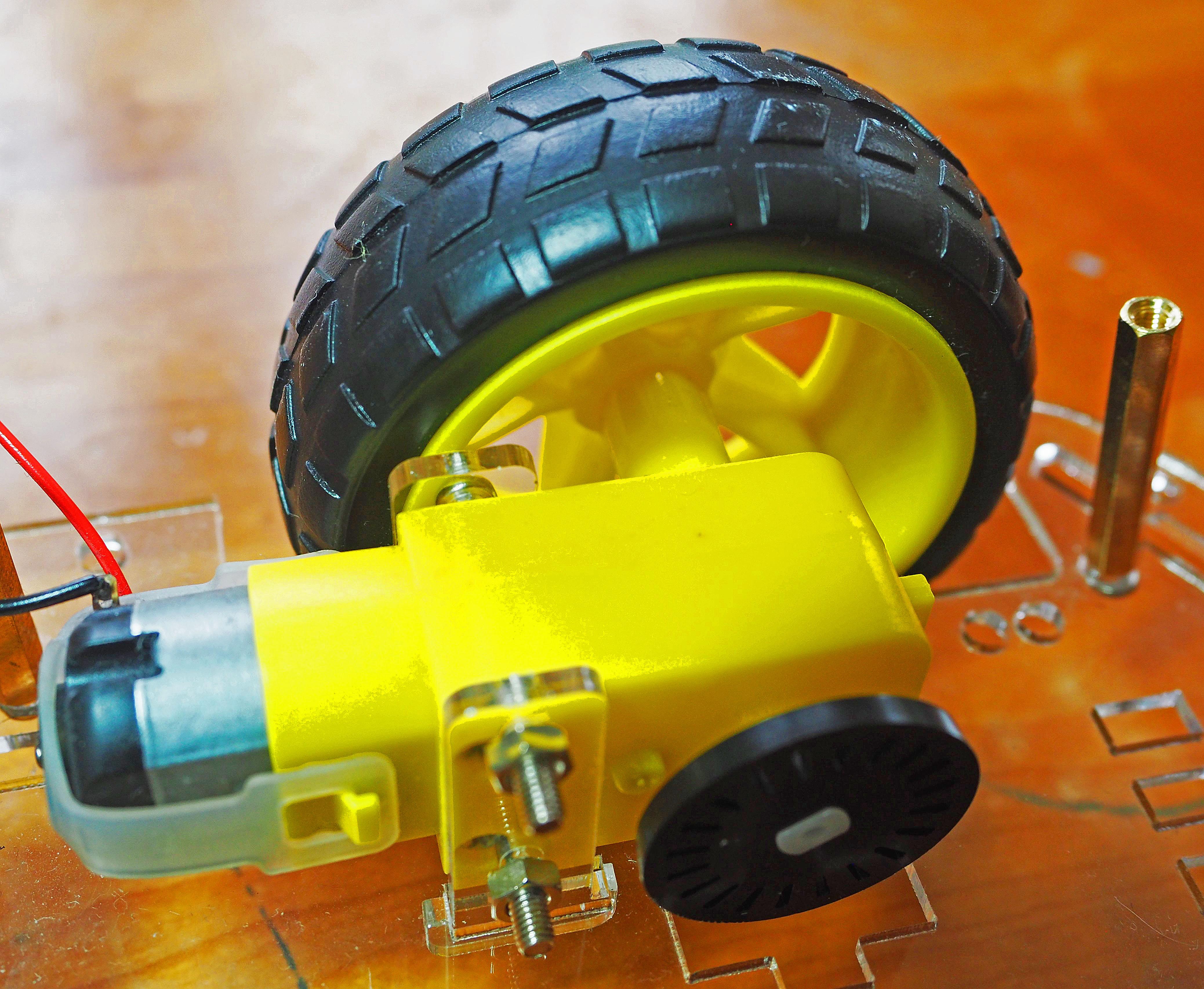 Autonomous Ball Chasing Rover Using Computer Vision : 11 Steps (with ...