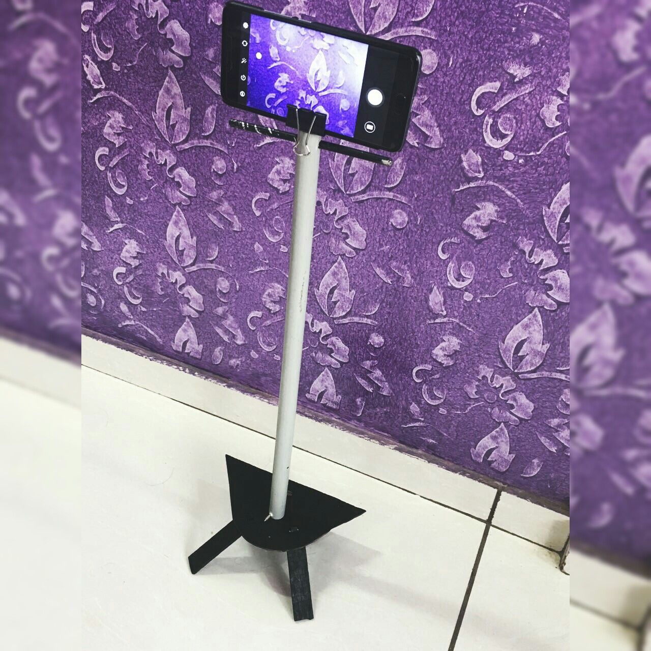 DIY Monopod for Mobile Camera : 4 Steps (with Pictures) - Instructables