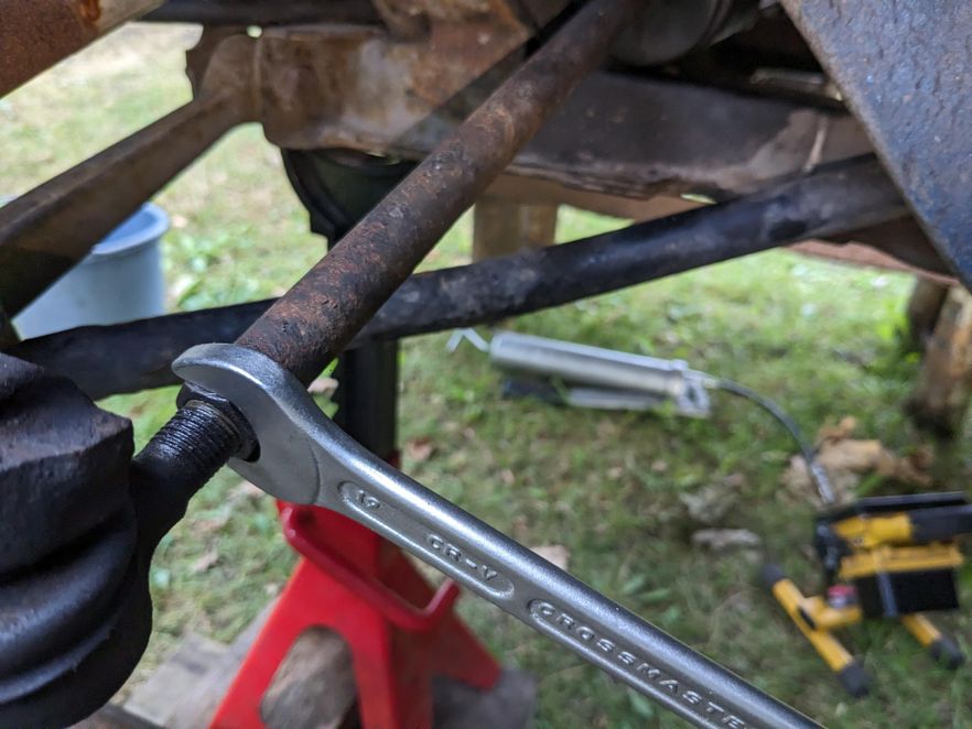 Replacing Steering Rack Boots on a Peugeot 205 : 5 Steps (with Pictures ...