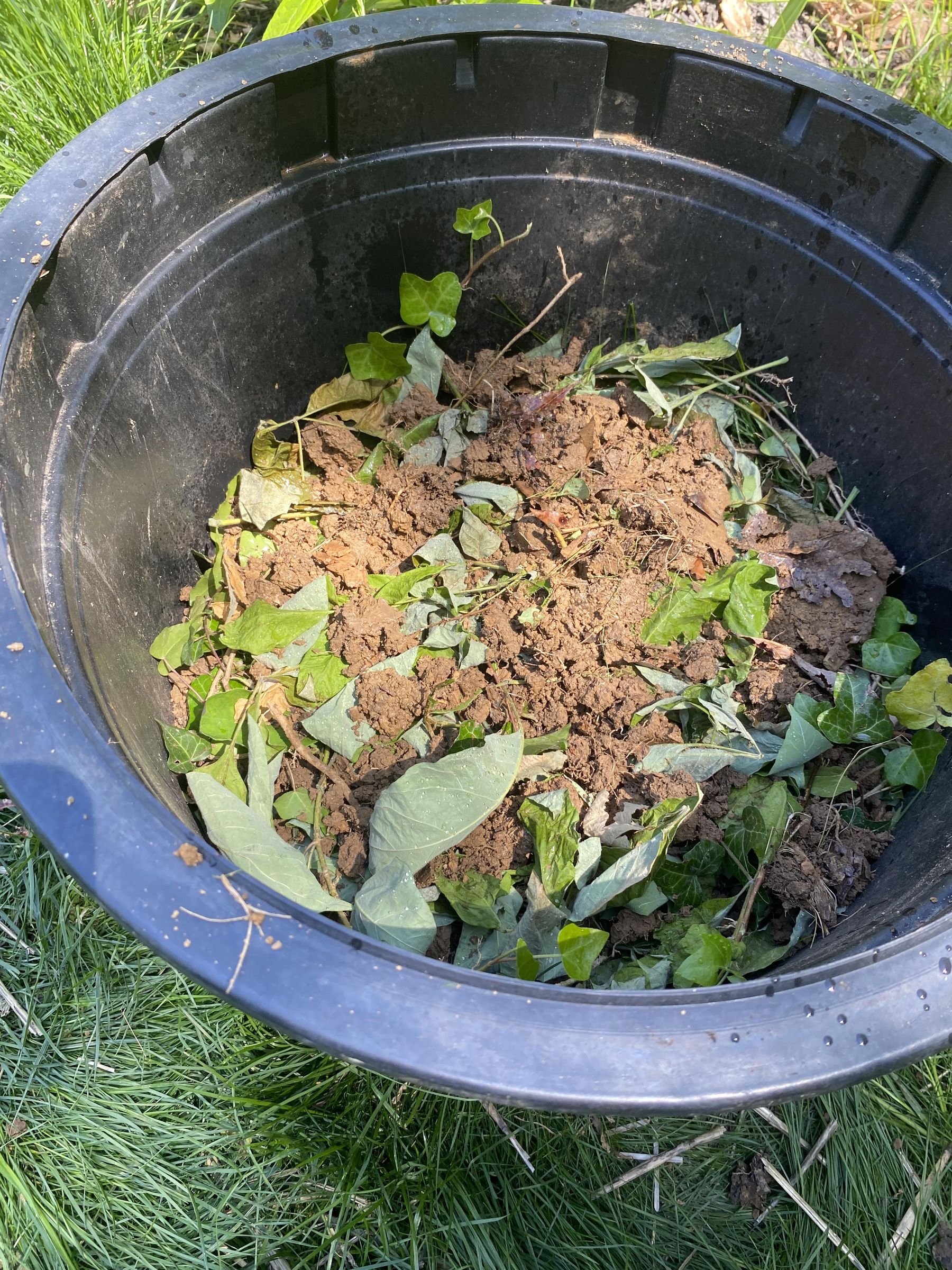 Super Easy Recycled Compost Bin : 9 Steps (with Pictures) - Instructables
