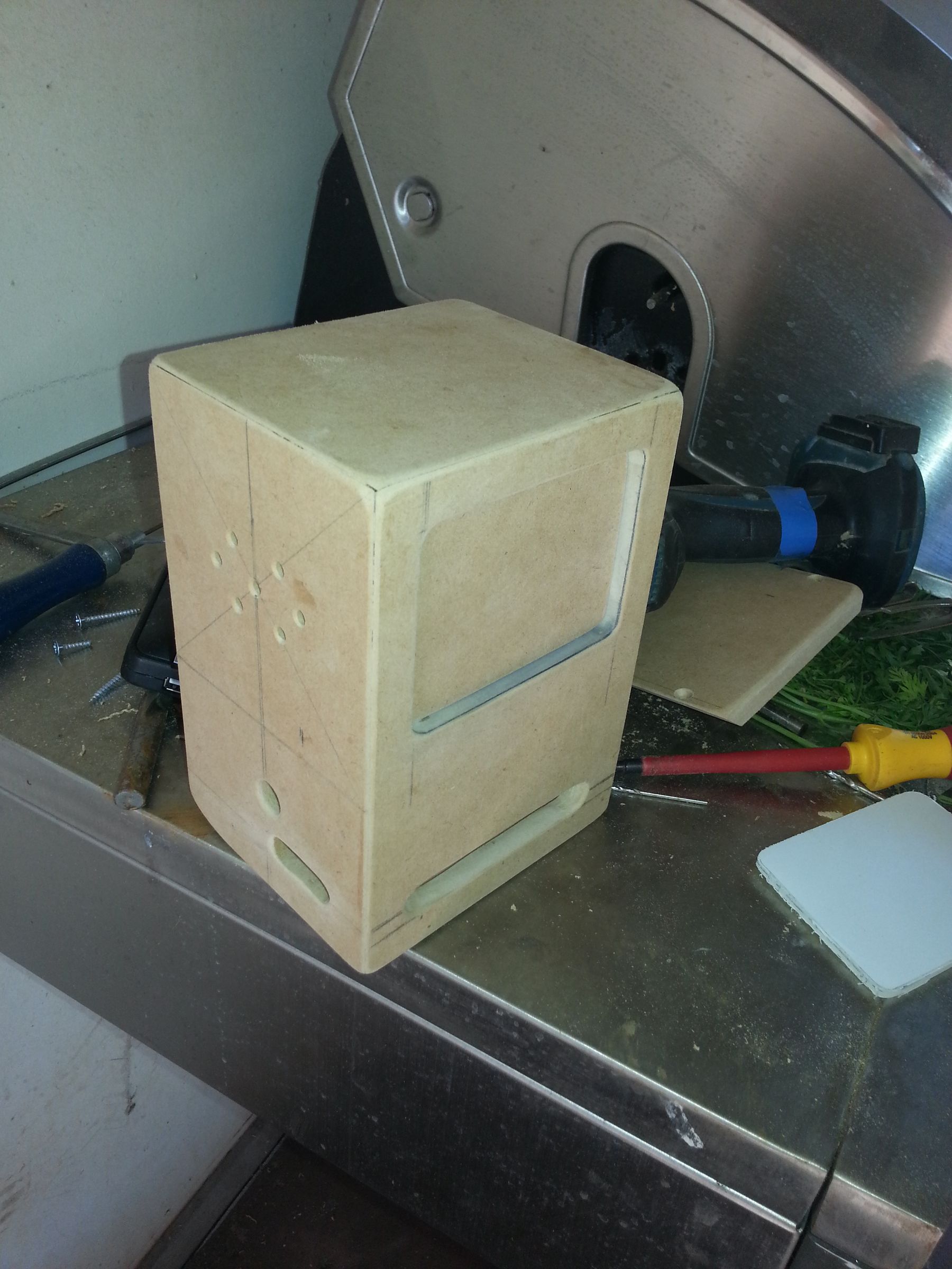 BMO Desk Mate : 5 Steps - Instructables