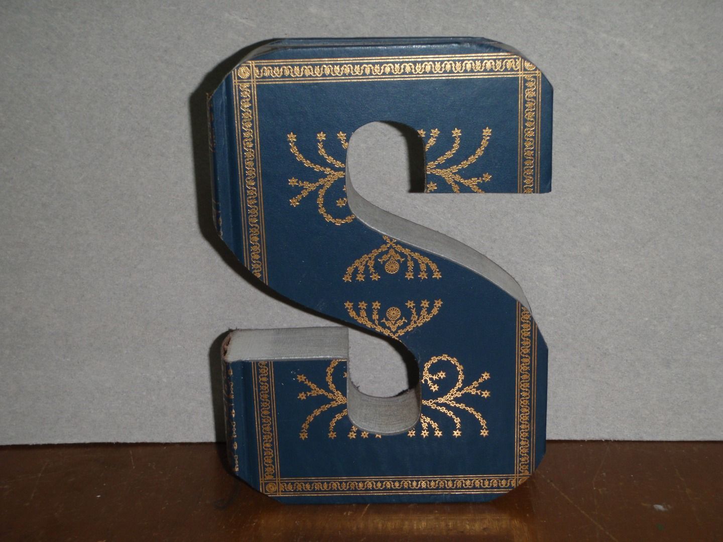 Easy to Make Book Letter : 7 Steps (with Pictures) - Instructables