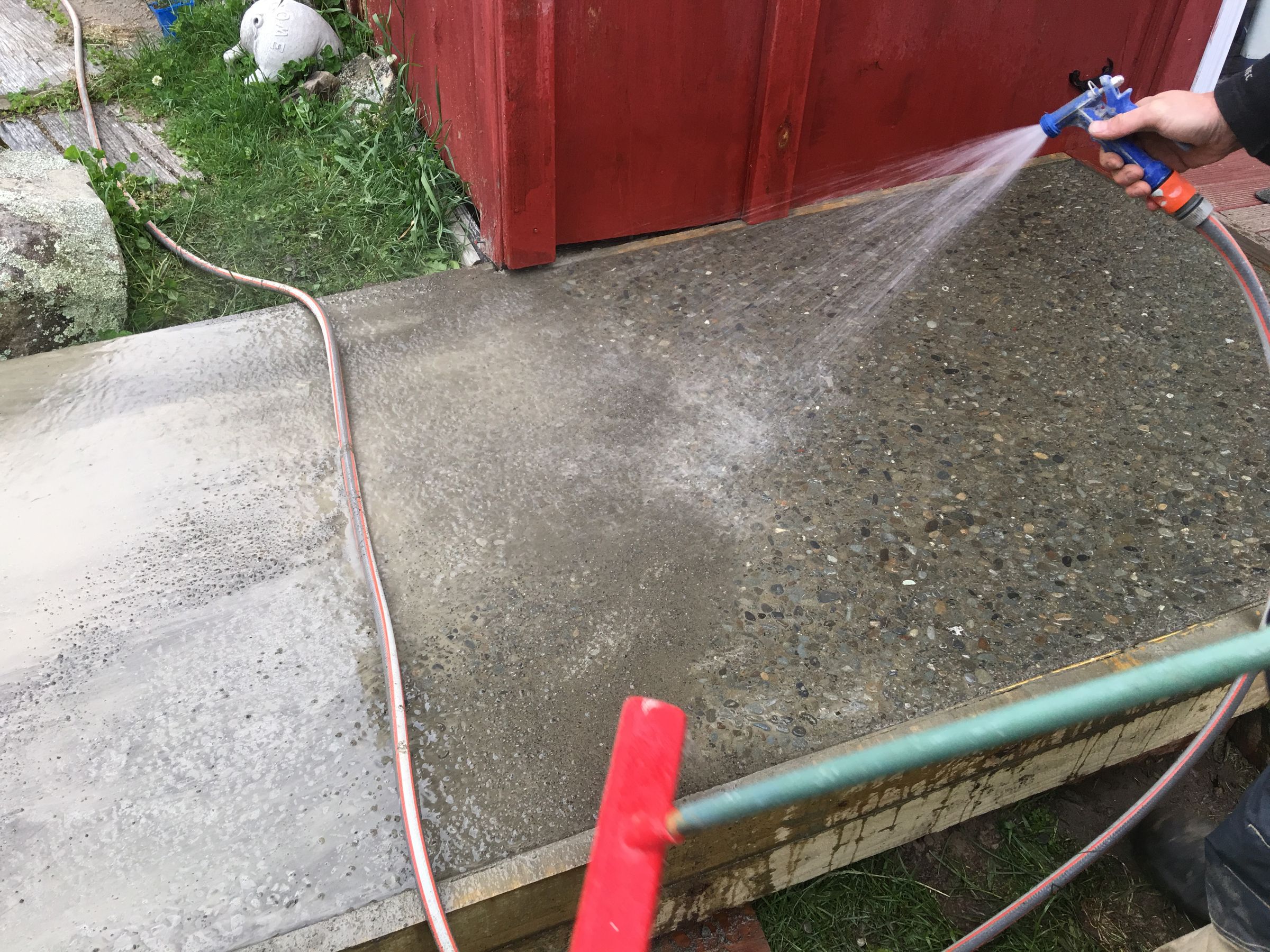 Making an Exposed Aggregate Concrete Path : 8 Steps (with Pictures ...