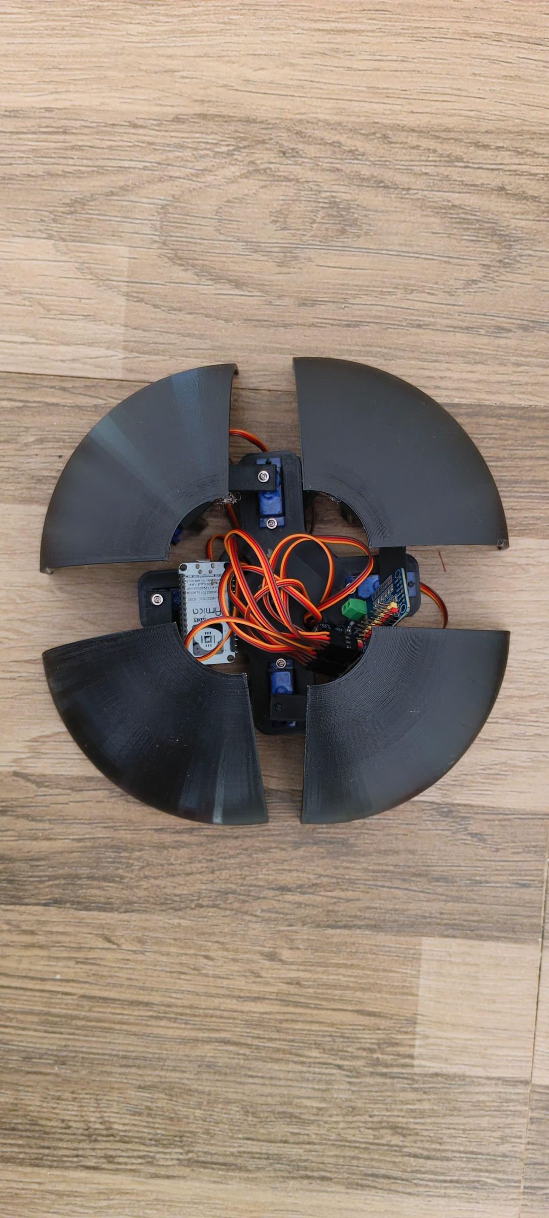 Hemio: the Hemispherical Robot : 10 Steps - Instructables