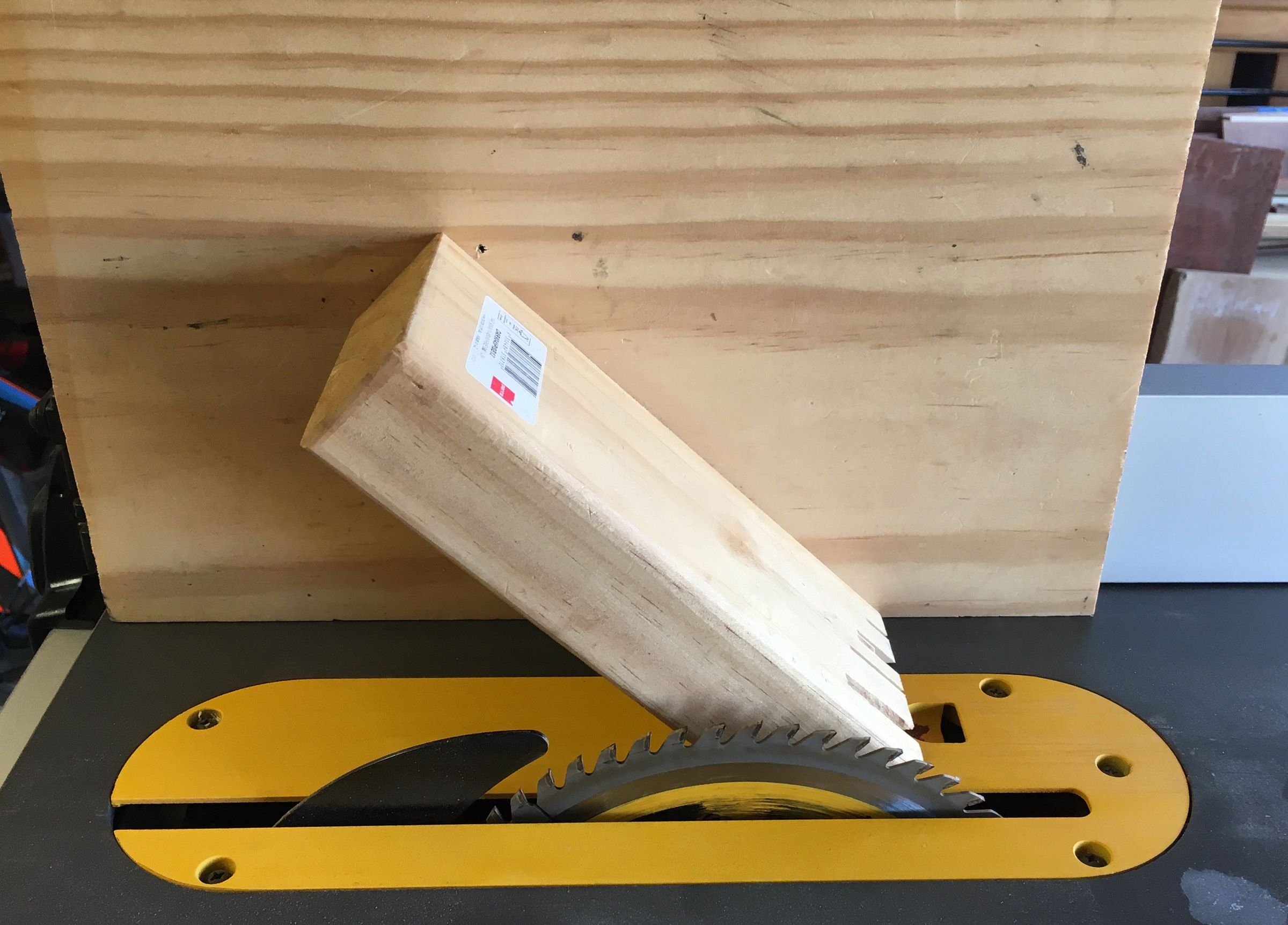 Adding Wooden Splines and Some Nice Feet to Your Wooden Boxes : 8 Steps ...