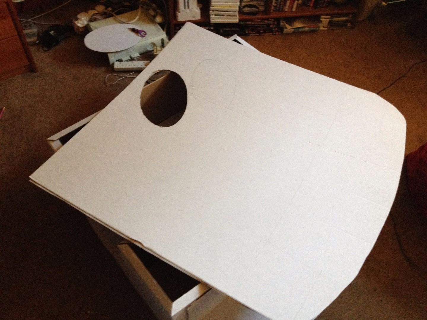 Cheap and Cheerful "CaTable" : 6 Steps (with Pictures) - Instructables