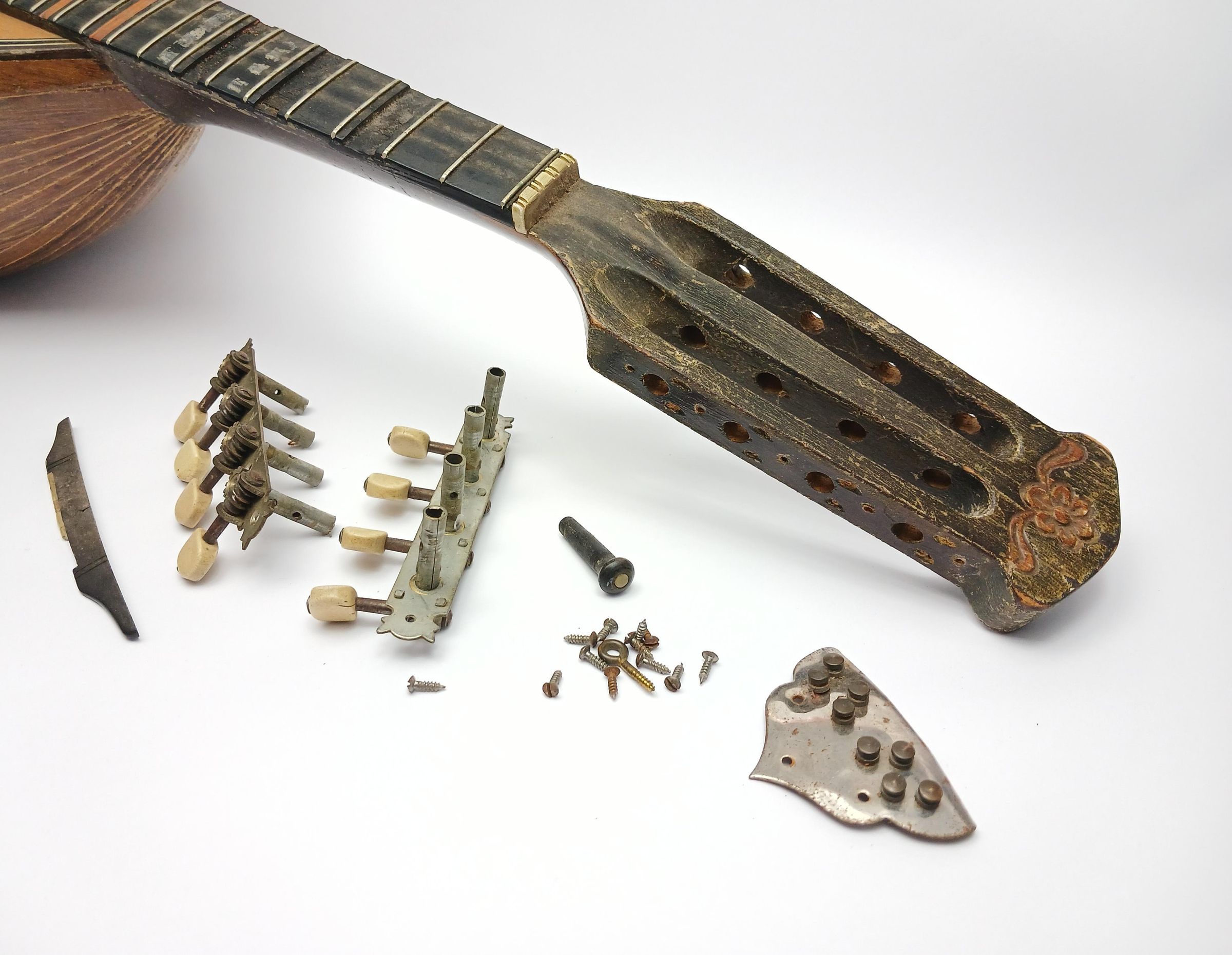 Restore Broken String Instruments and Make Them "Self-Playing"! : 8 ...