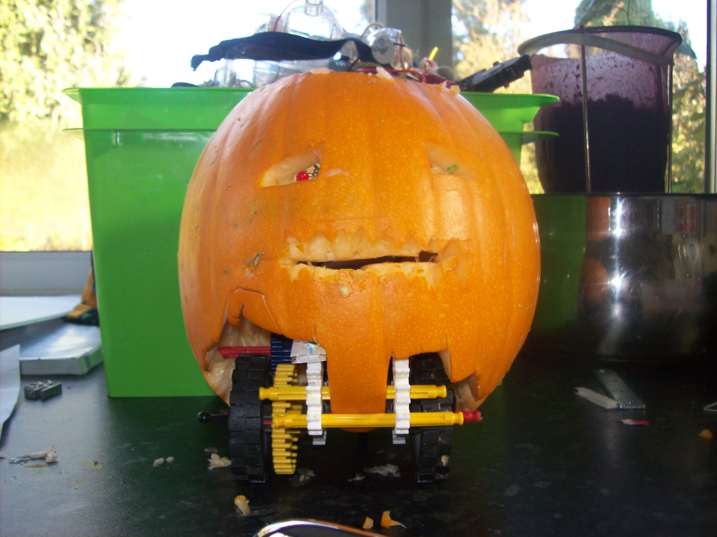 Robo-Pumpkin! : 23 Steps (with Pictures) - Instructables