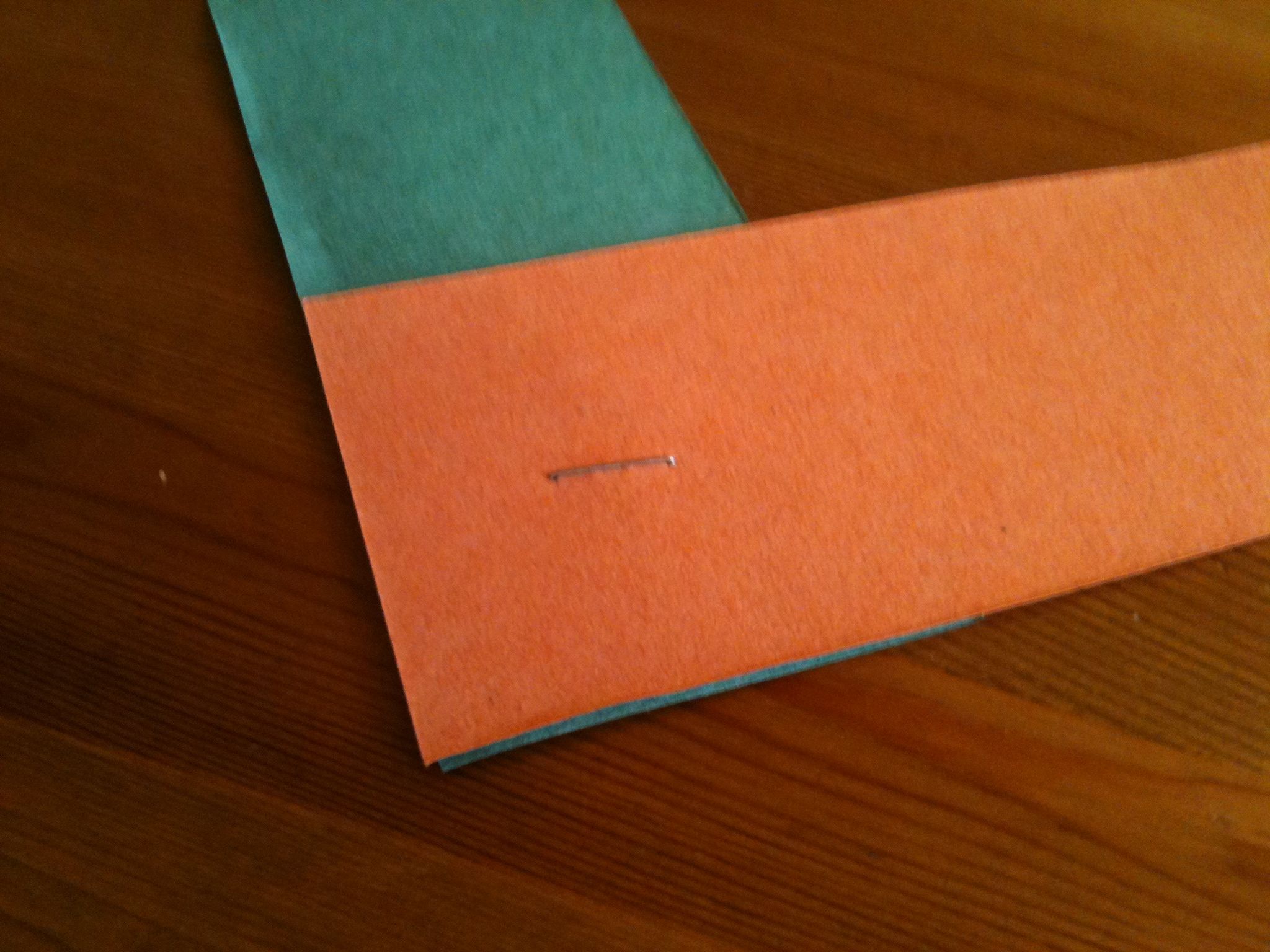 Simple Springy Paper Chain - Instructables