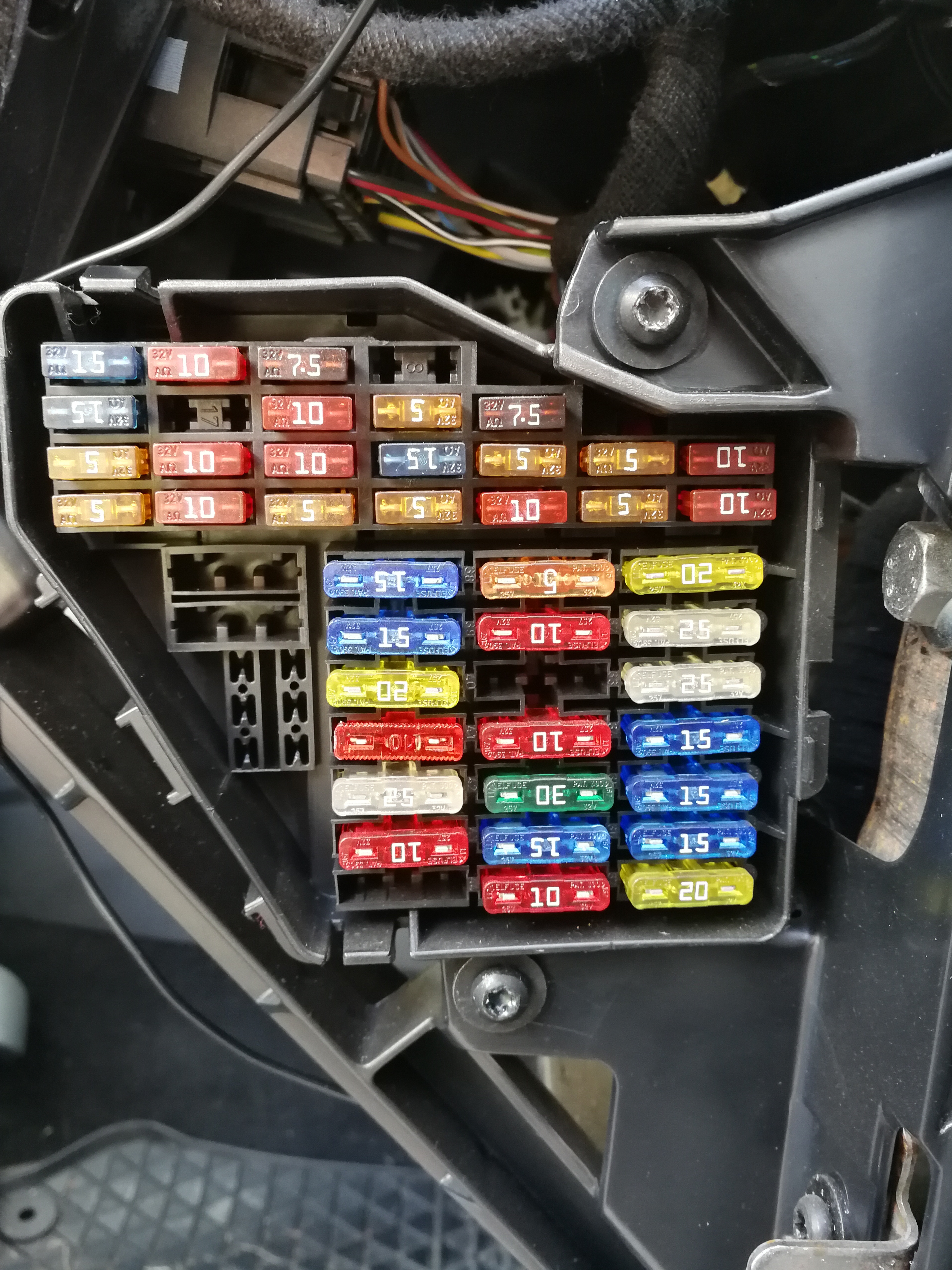 Mk4 Golf Multifunction Steering Wheel and Cruise Retrofit : 12 Steps ...