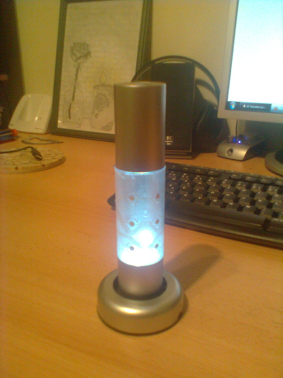 A Cool Little Design Lamp. - Instructables