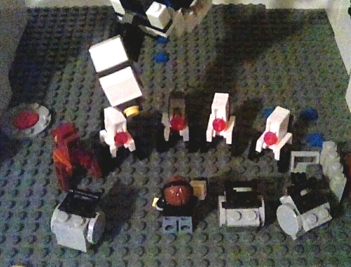 Lego GLaDOS Boss Fight : 7 Steps - Instructables