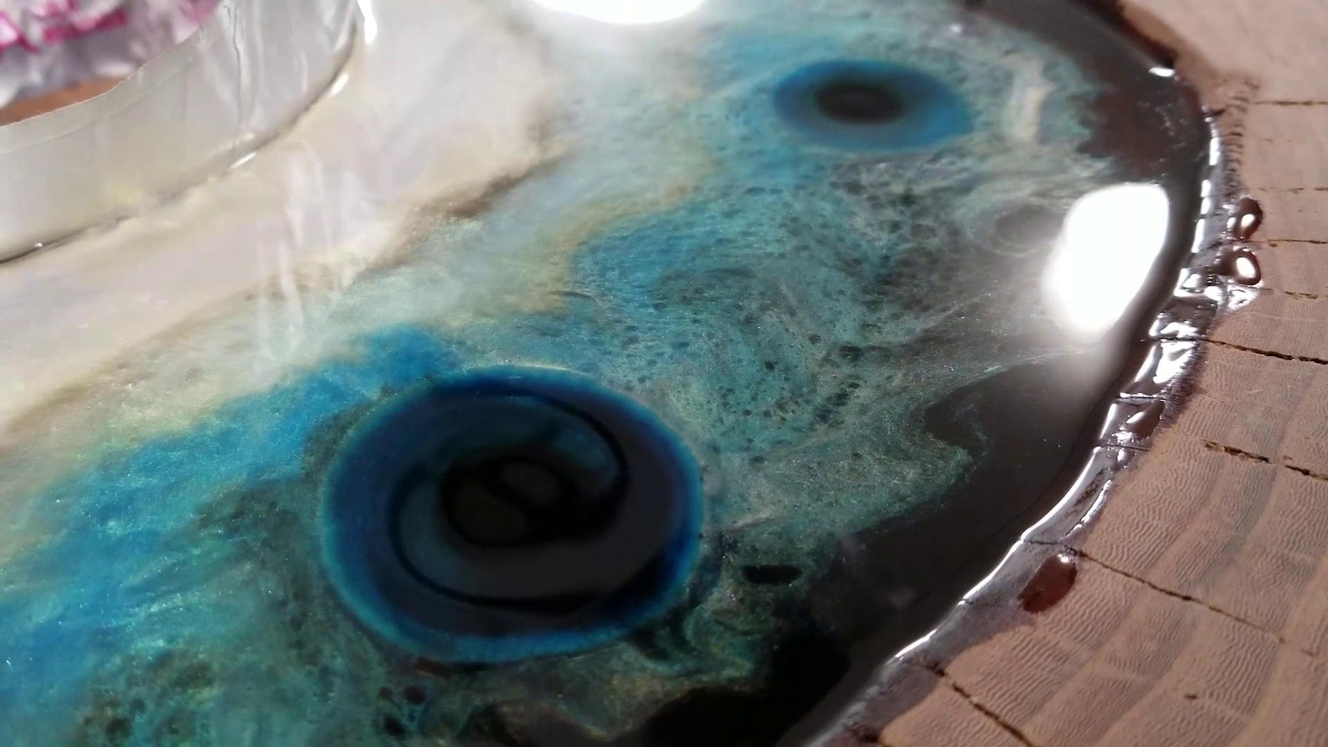 Wood & Resin Geode Table : 8 Steps (with Pictures) - Instructables