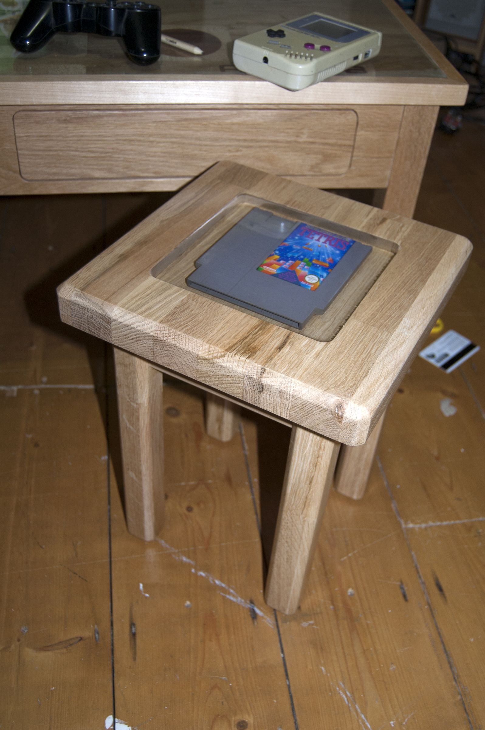 Poured Resin NES Cartridge Table : 5 Steps (with Pictures) - Instructables