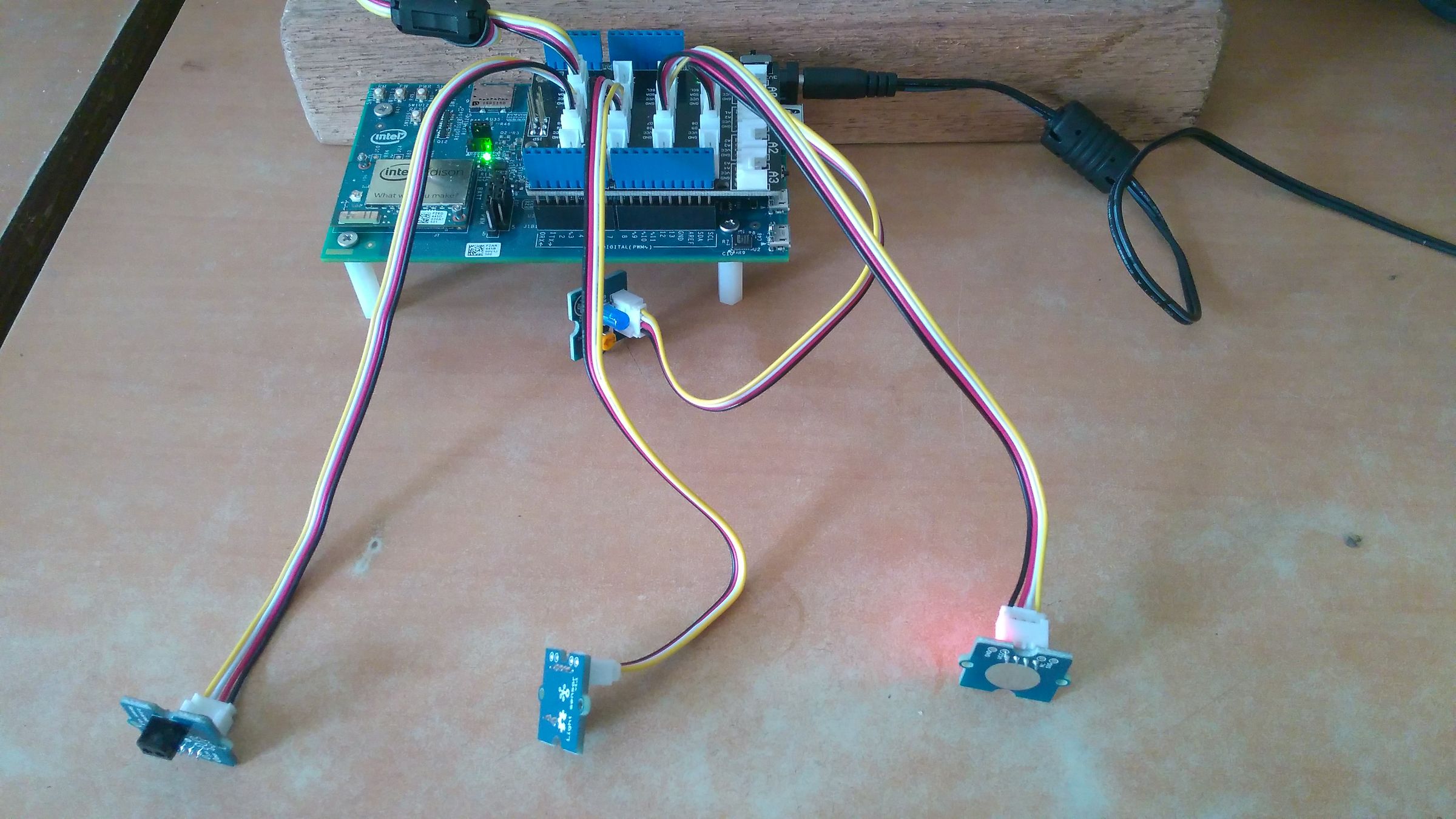 Interactive Smart Mirror (Intel IoT) : 4 Steps - Instructables