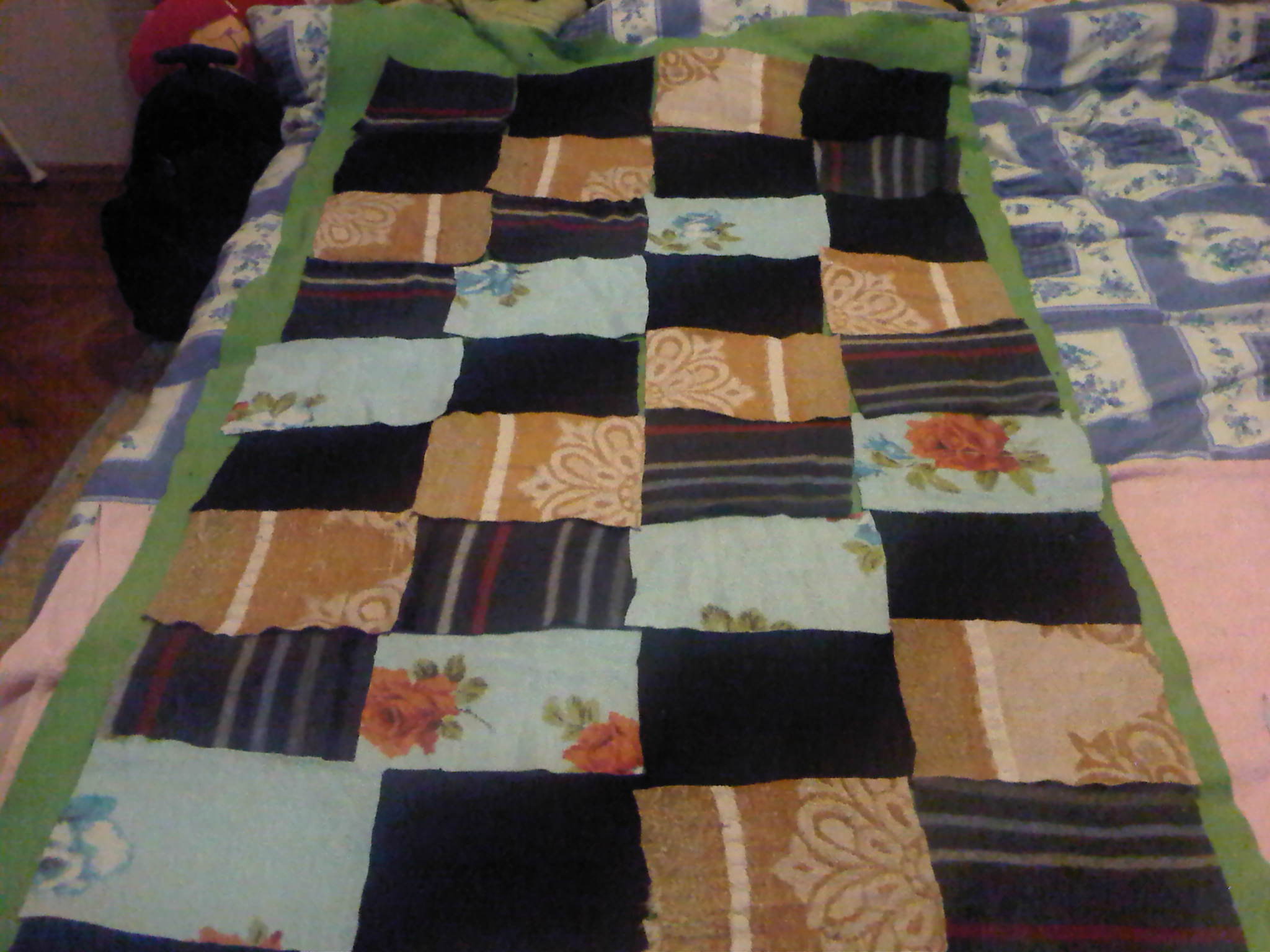 How to Make a Simple Quilt : 4 Steps - Instructables