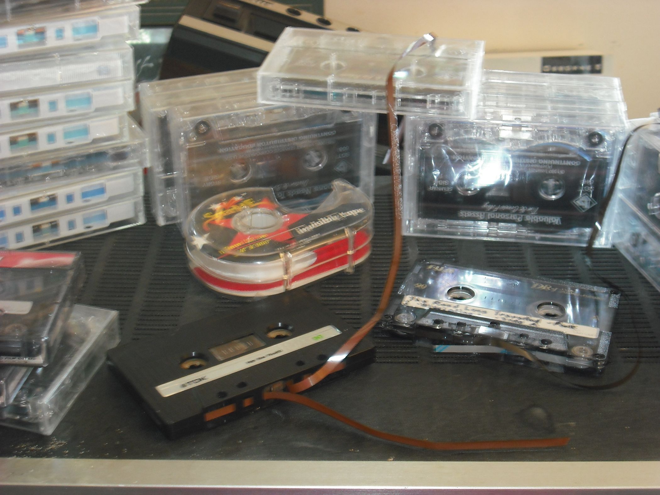 Jenffer a Jay's and How to Fix Broken Cassette Tapes - Instructables