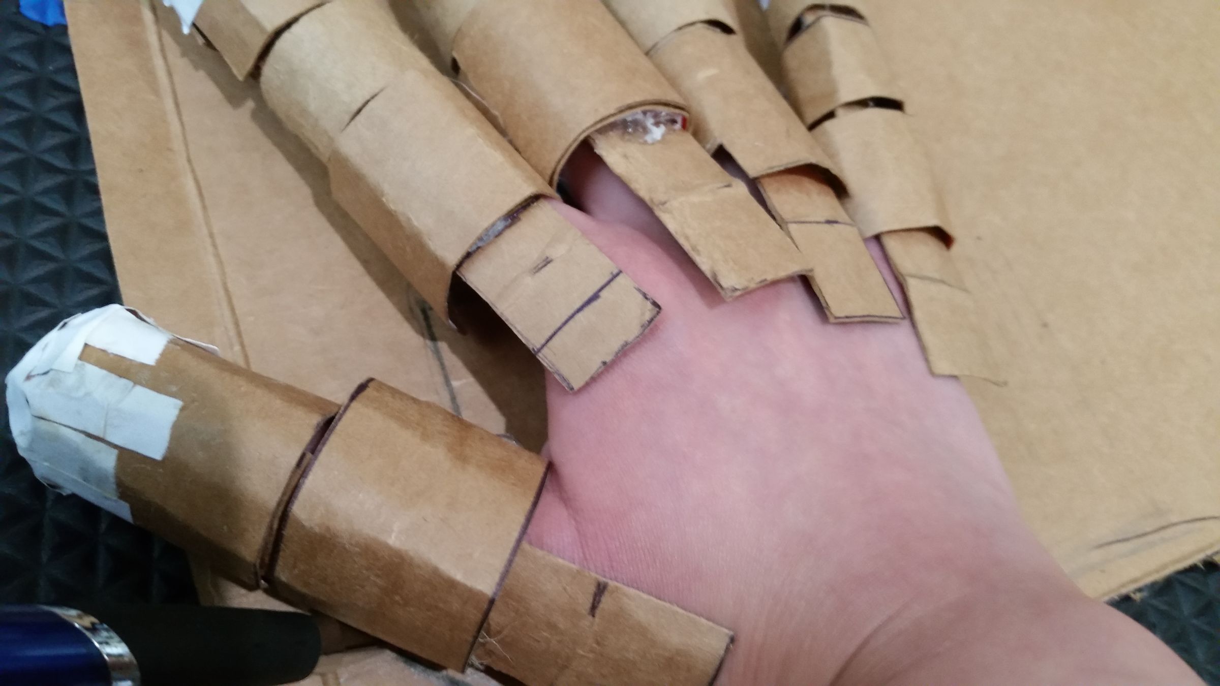Working Cardboard Mandalorian Gauntlet: How to Make It : 14 Steps (with ...