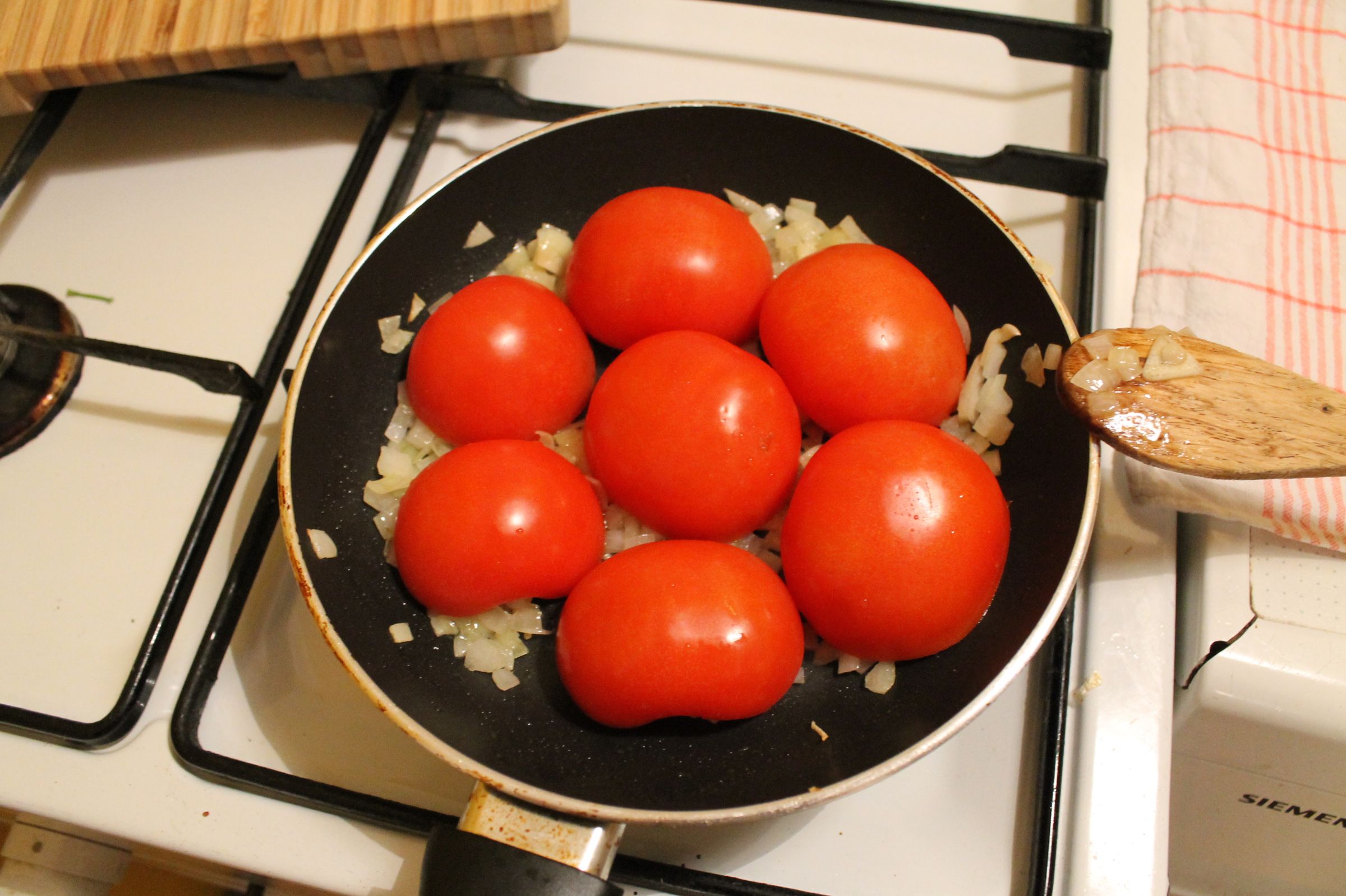 Making a Homemade Pizza : 6 Steps - Instructables