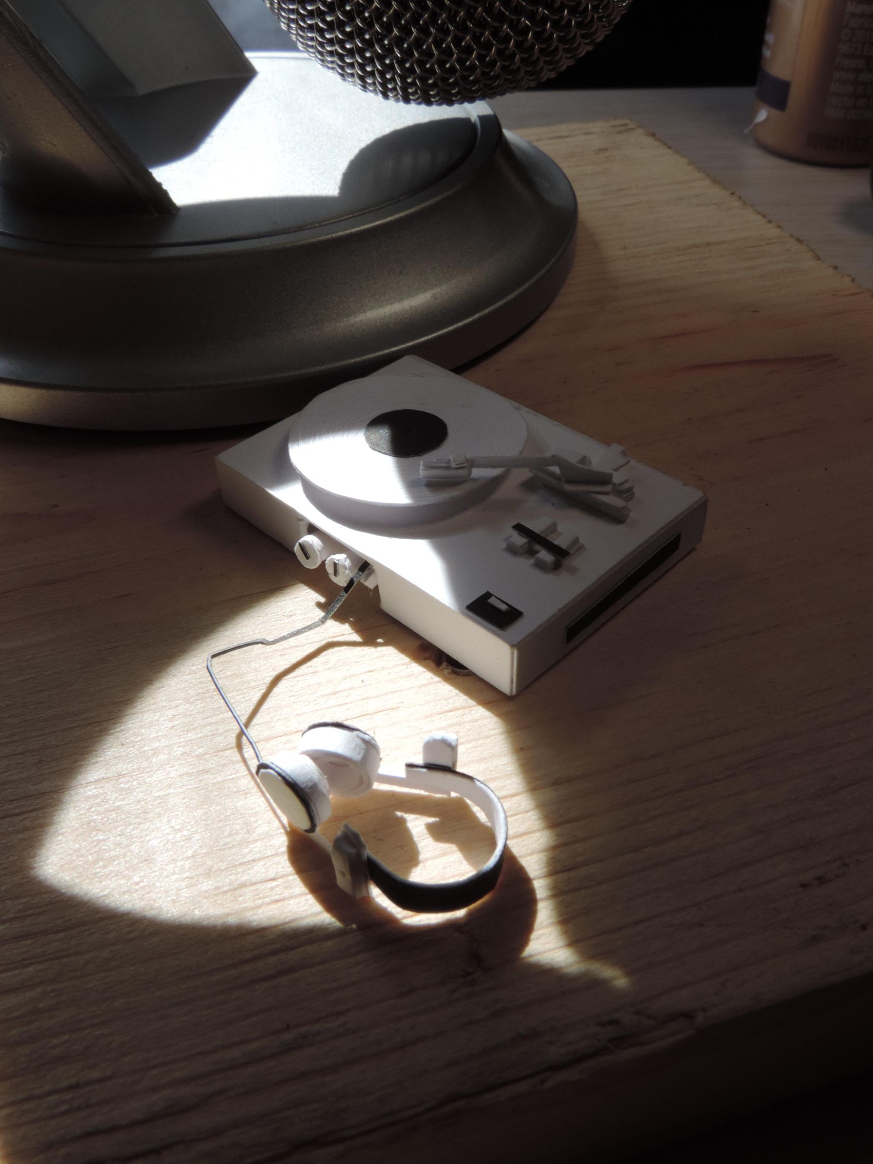 Vinyl Player & Headphones for Miniature Dollhouses Audio Themed Craft's ...