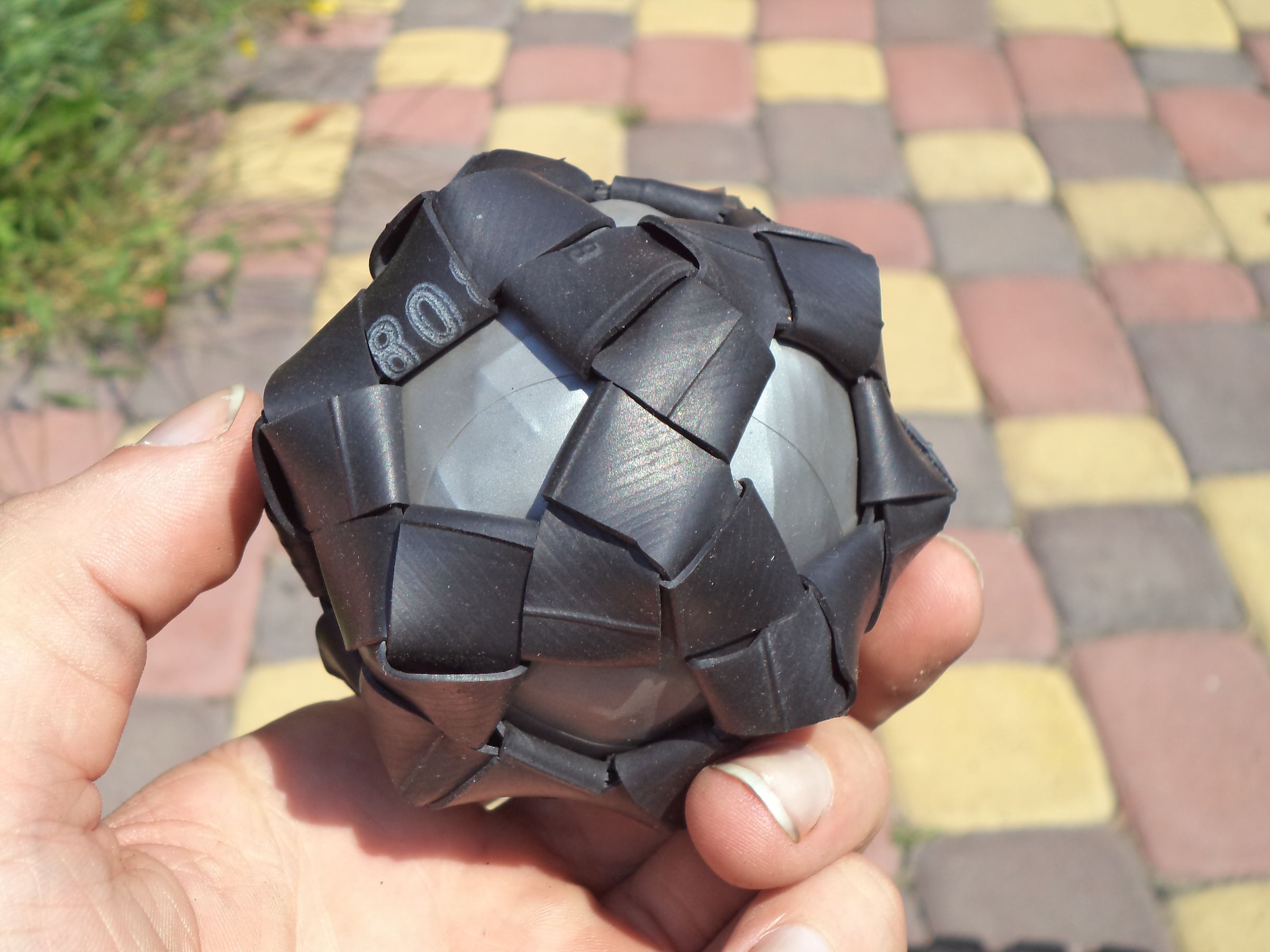 Dodeca Rubber Fidget Ball From Inner Tubes : 13 Steps (with Pictures) - Instructables