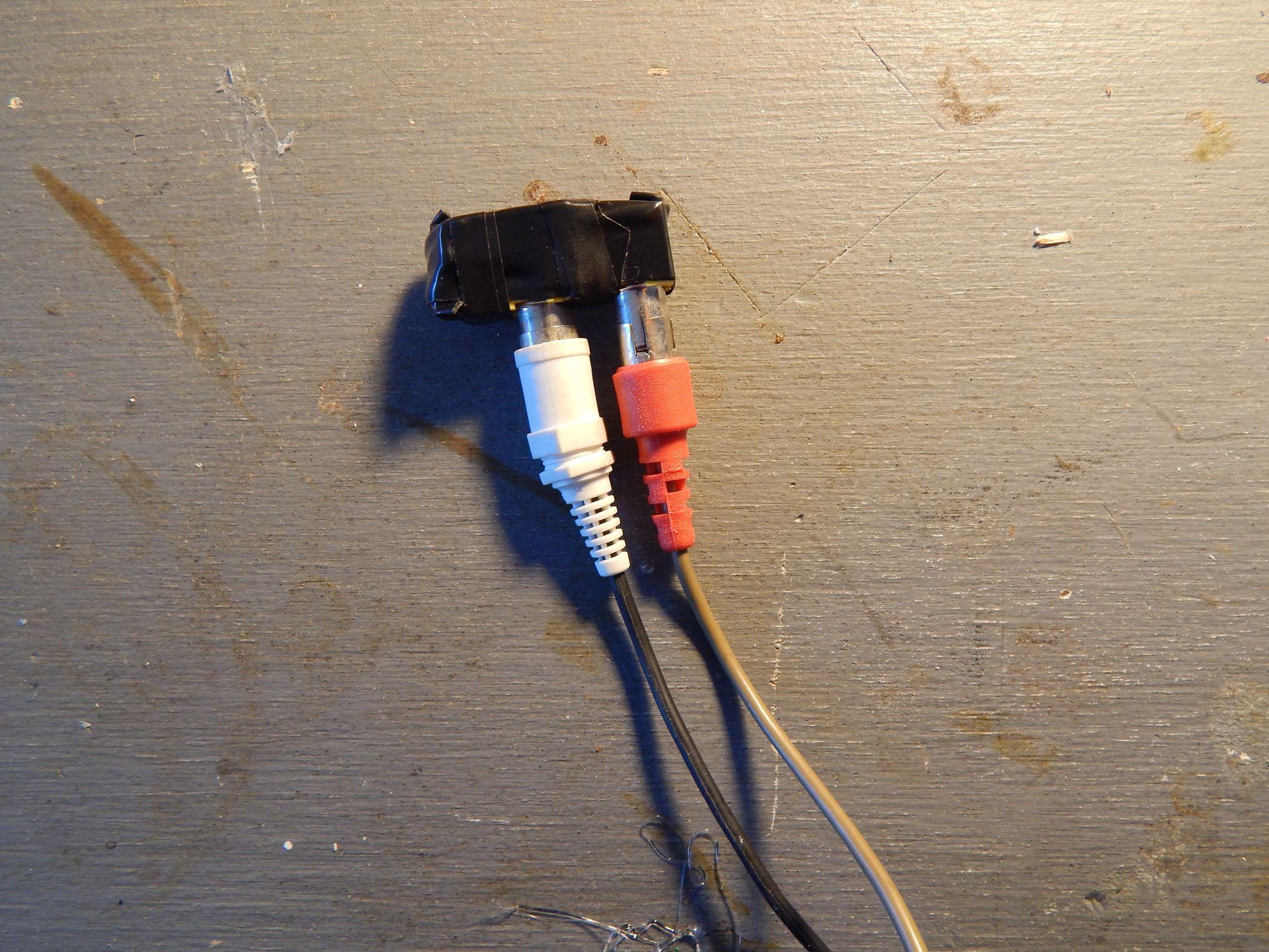 Audio/Video Cable ( RCA Connector ) Splicer/Splitter From Salvage : 3 ...