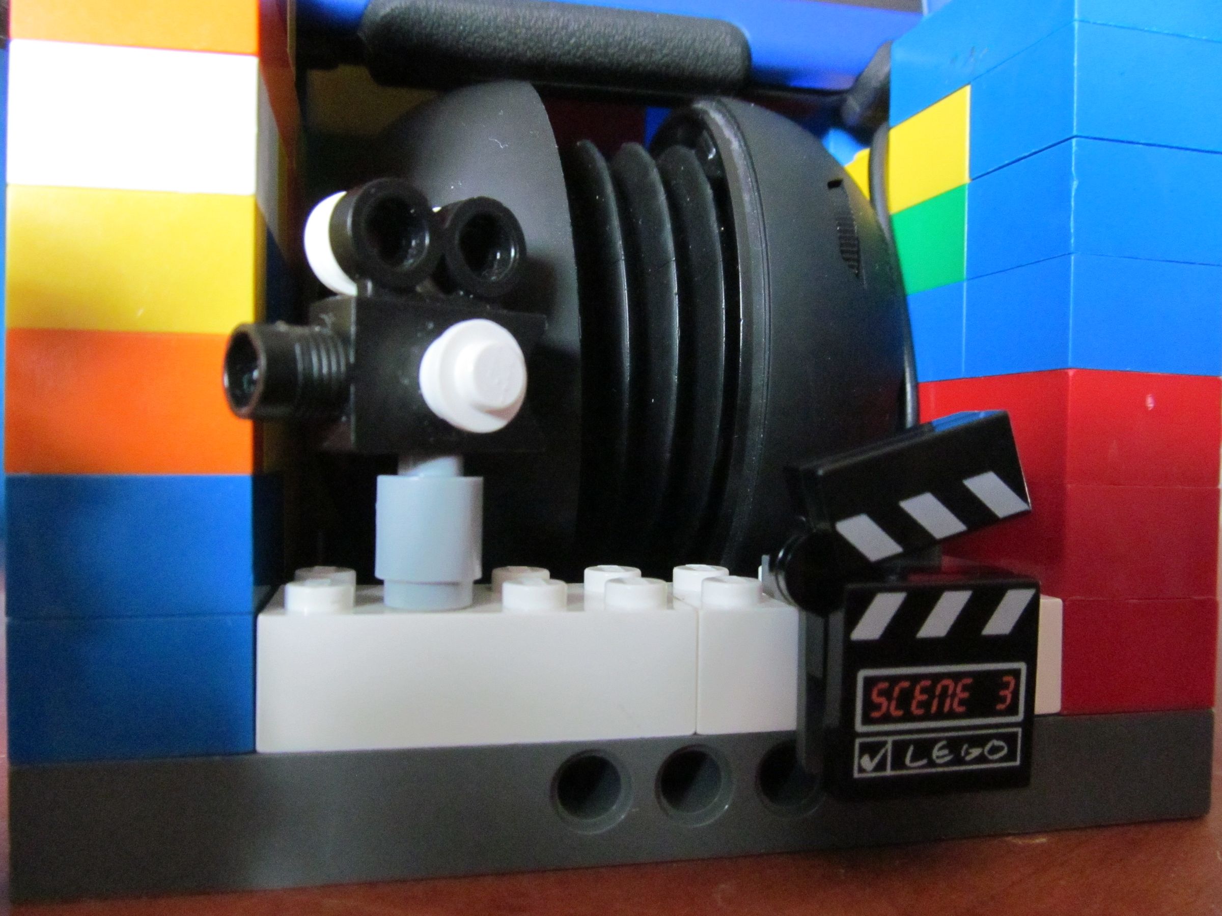 LEGO ITheatre : 4 Steps - Instructables