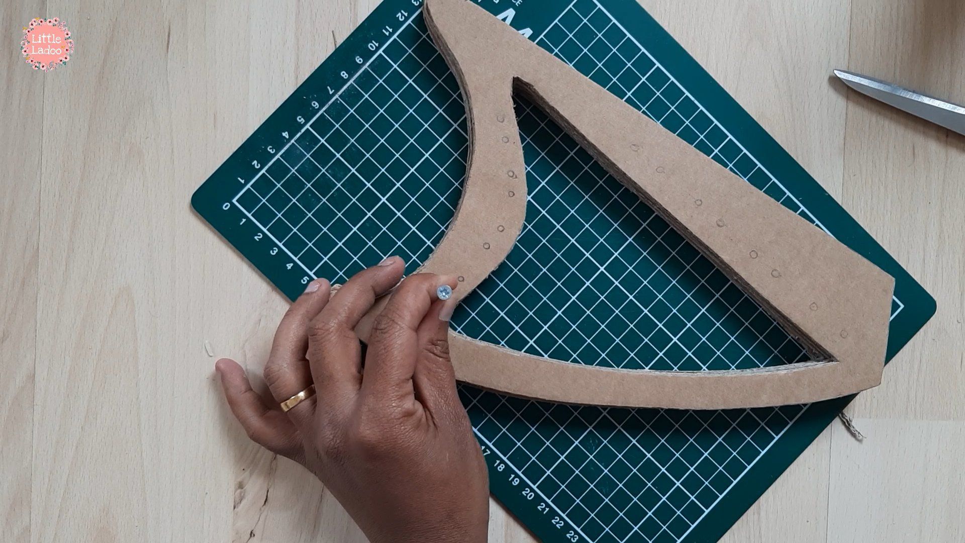 Toy String Instrument : 6 Steps (with Pictures) - Instructables