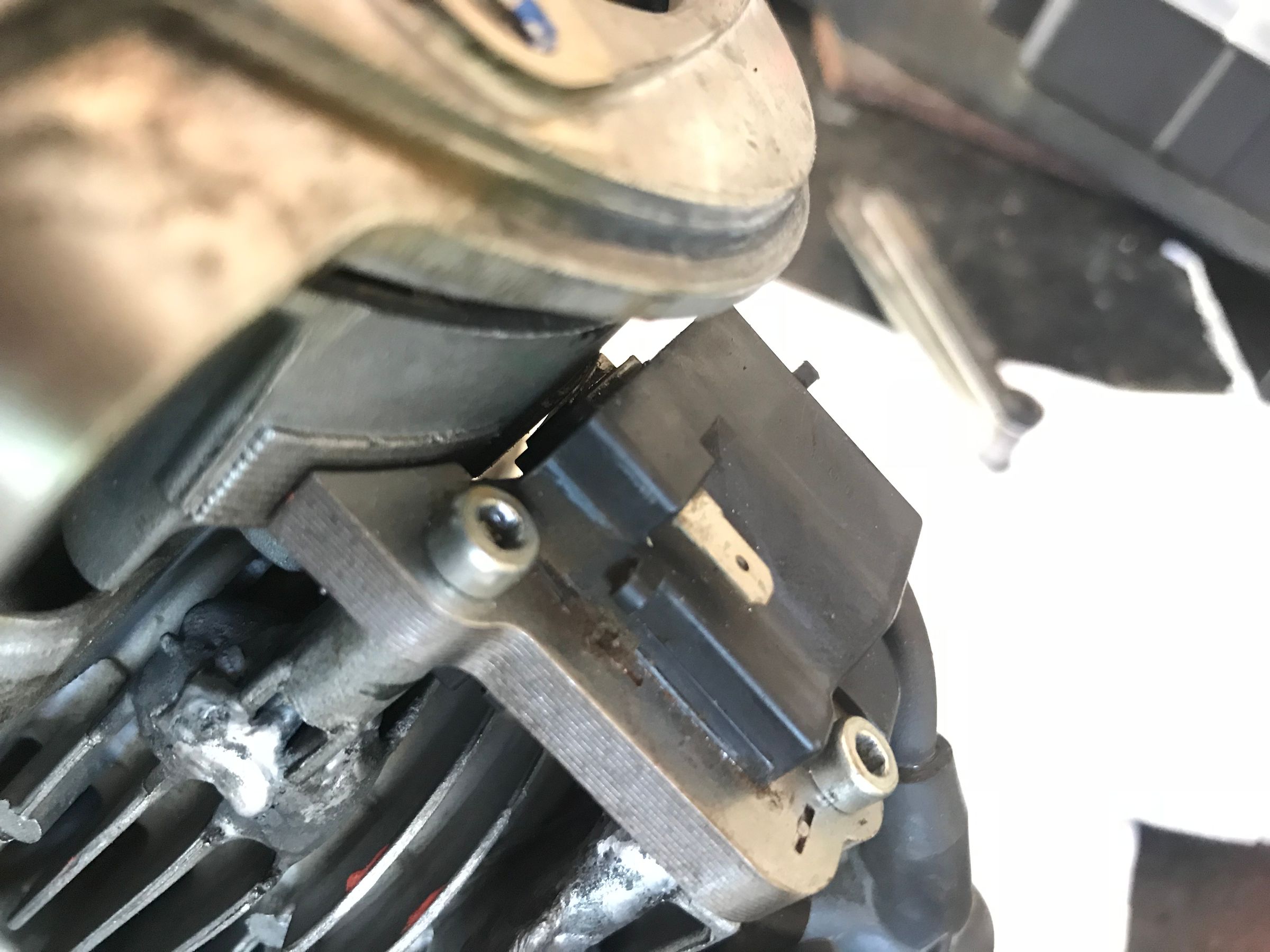 Honda GX25, Part 3: Rebuilding : 5 Steps - Instructables