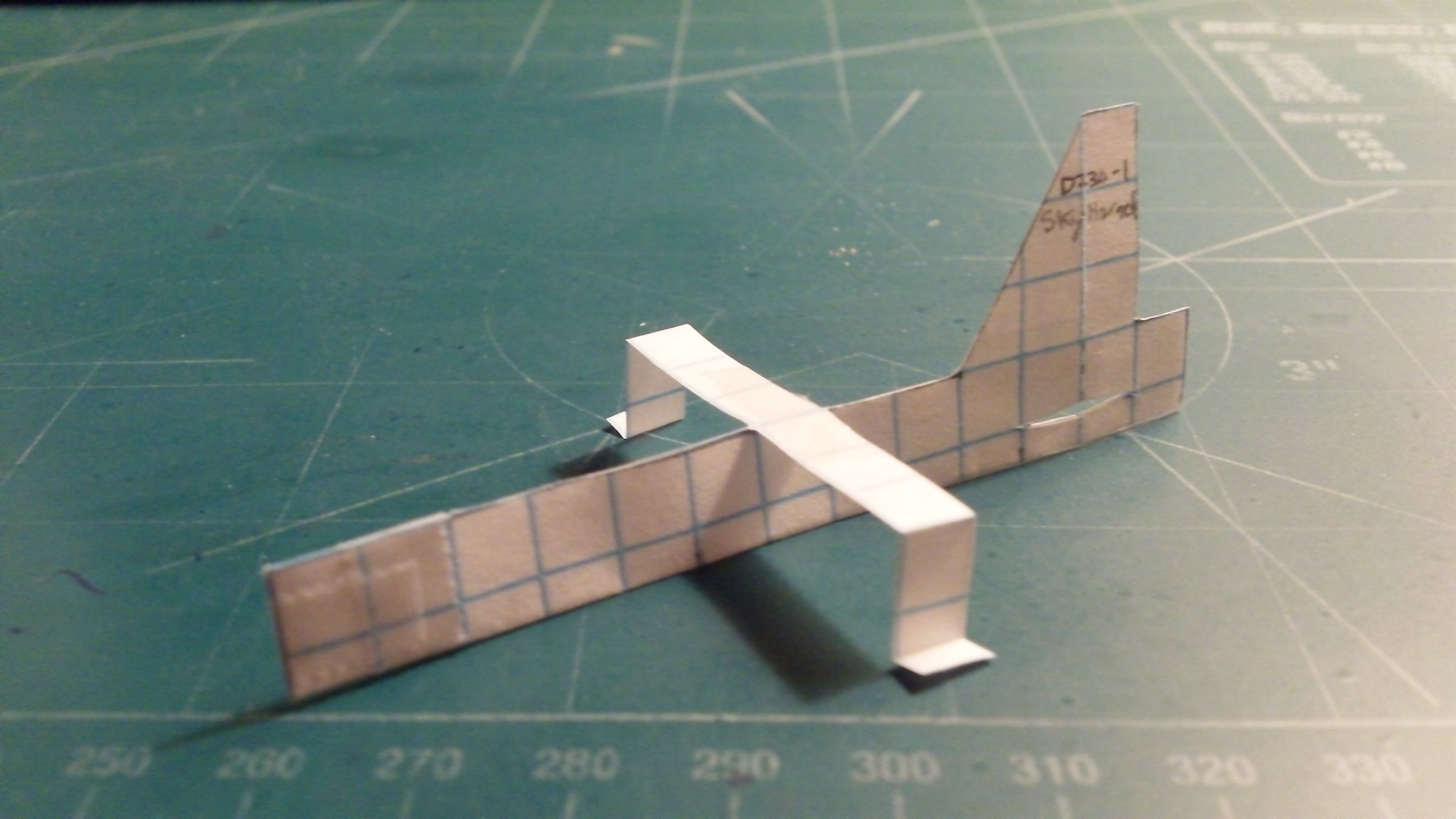 How to Make the SkyHornet Paper Airplane : 5 Steps - Instructables