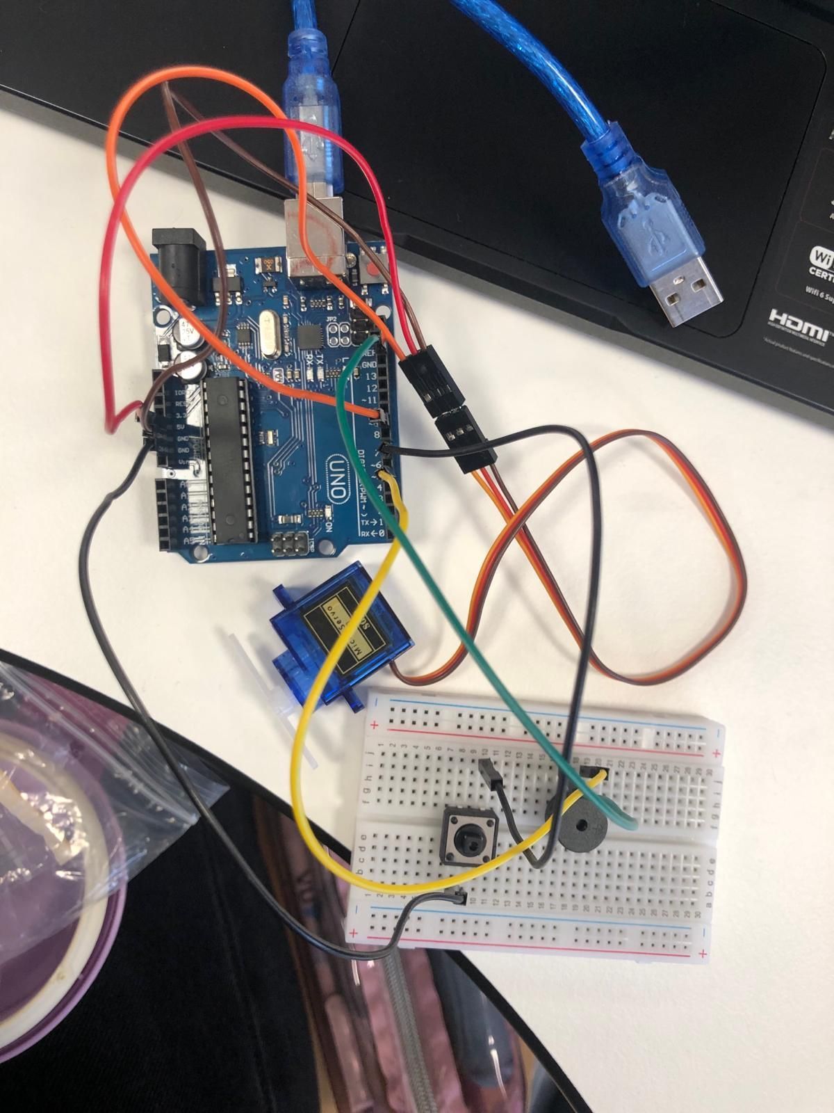 Arduino Mini Candy Vending Machine That Plays Music : 5 Steps ...