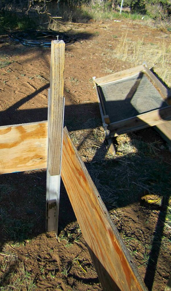How to Make a Dirt Sifter : 3 Steps (with Pictures) - Instructables